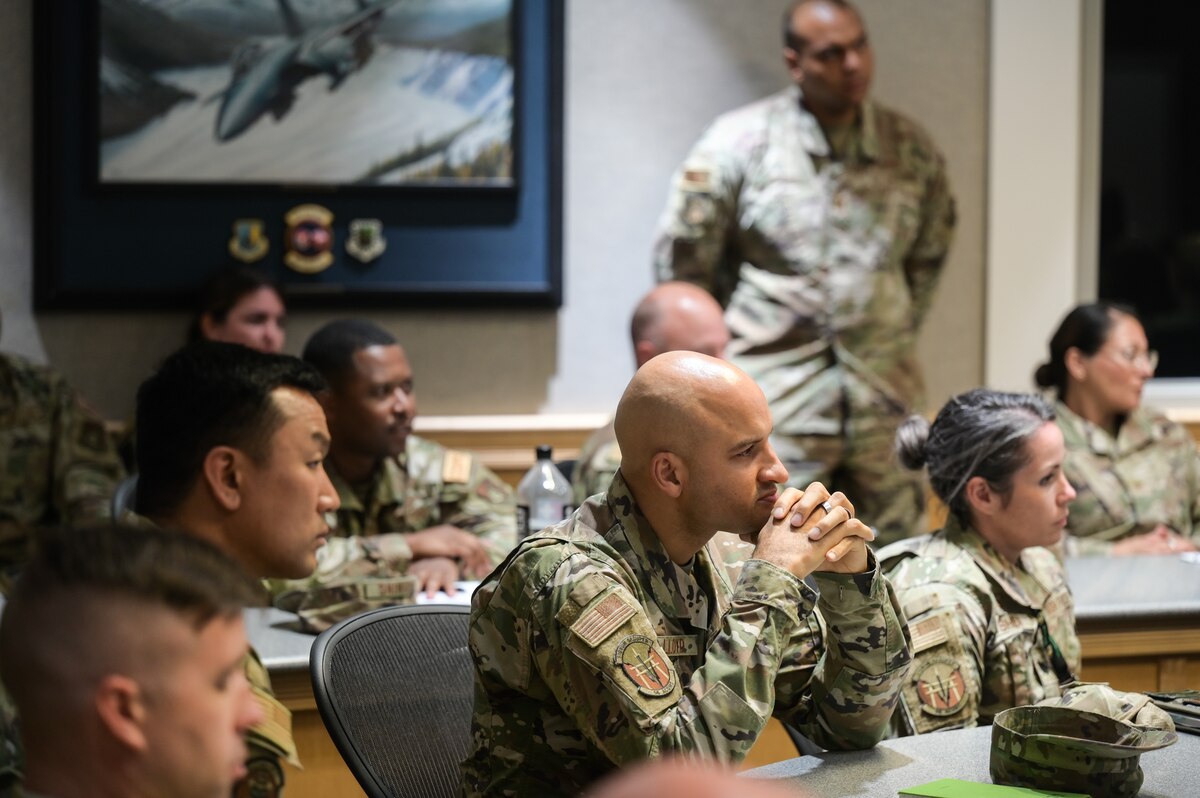 Resilient Airmen are ready Airmen > 15th Wing > Article Display