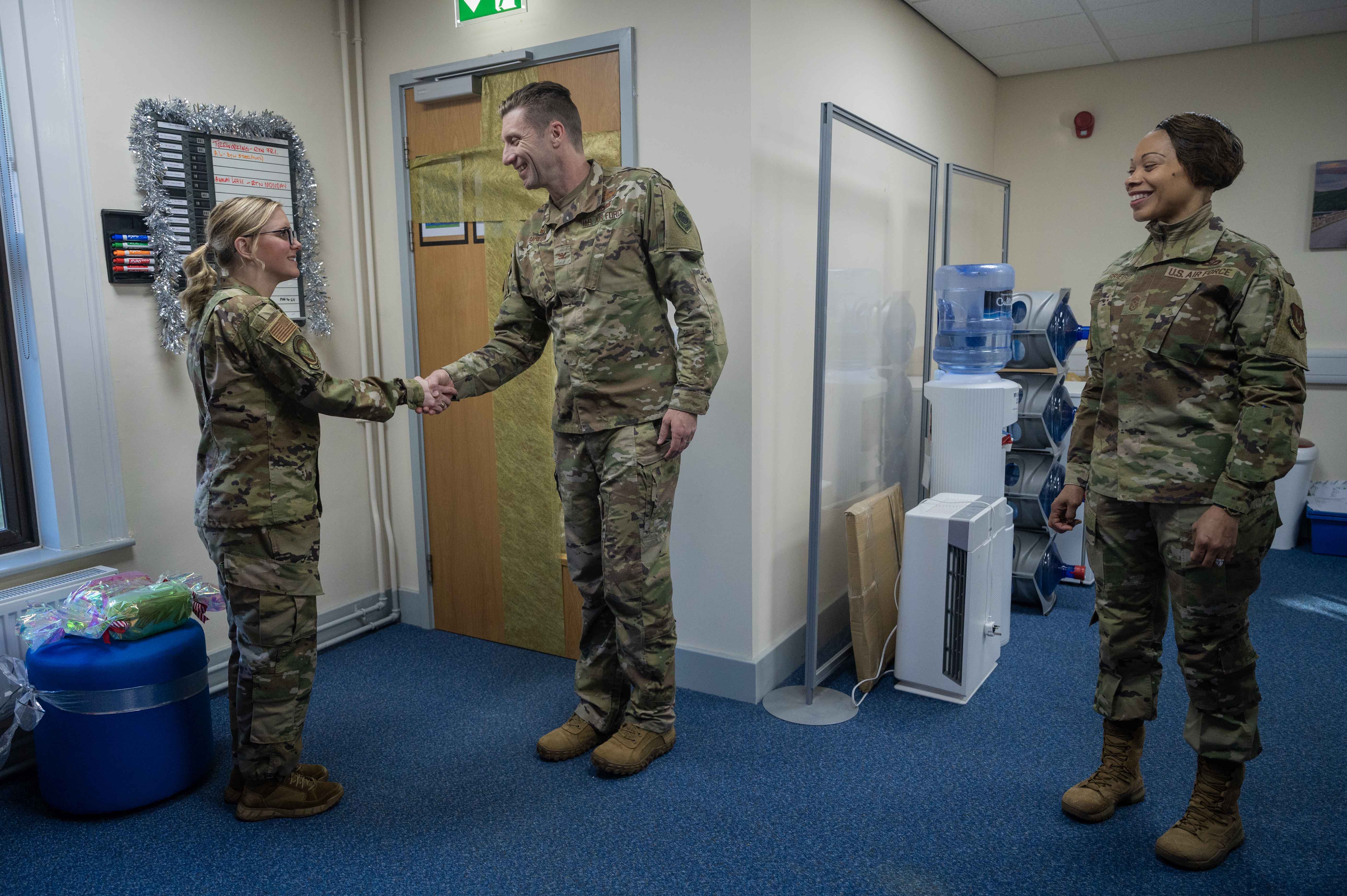 A Day in the Life of Finance Airmen > Royal Air Force Mildenhall > RAF ...