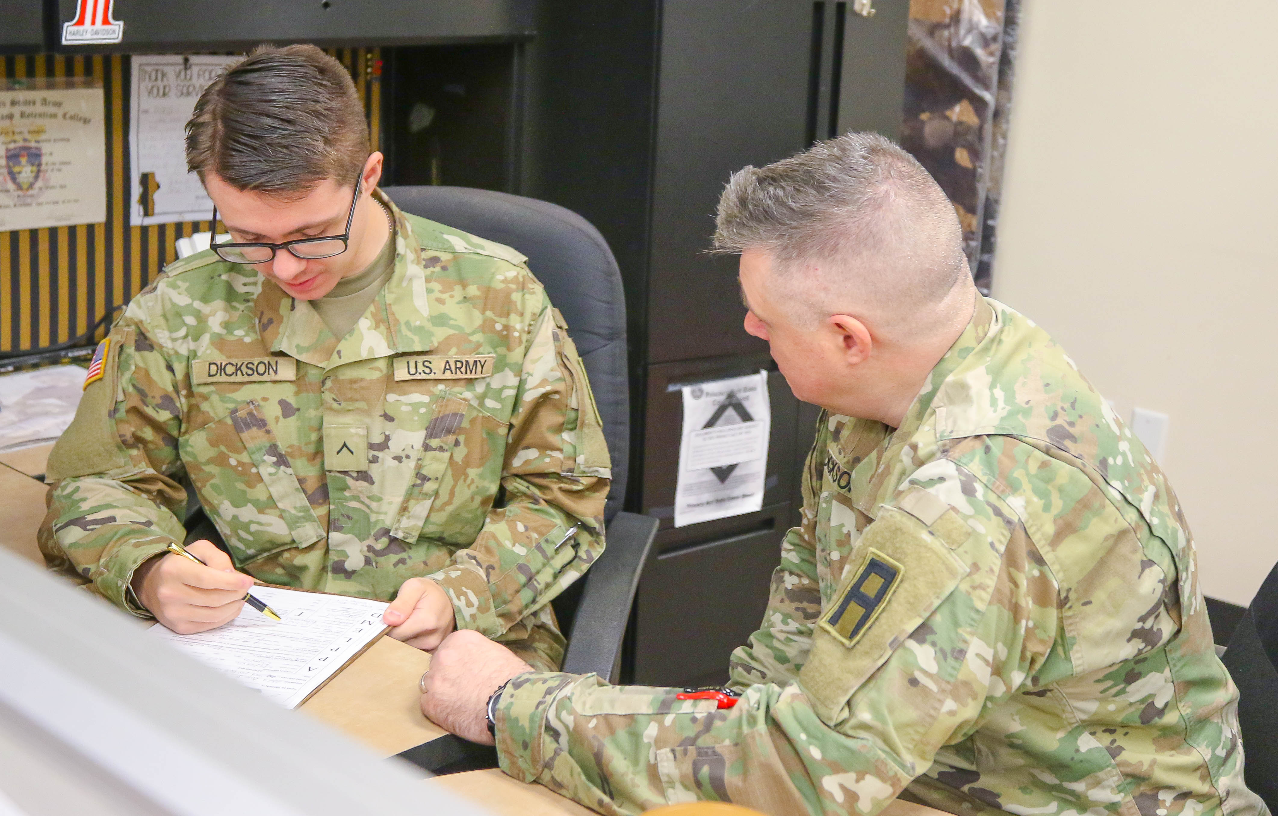 189th CATB Legal NCO’s Son Assists Army Recruiting Goals > First Army ...