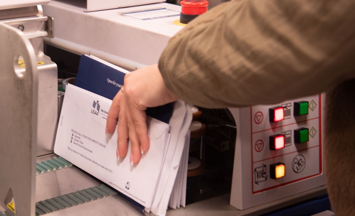 Volunteers help propel post office mission forward > Ramstein Air Base ...