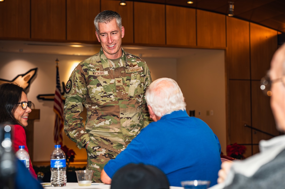 Spreading Joy with the Golden Age Holiday Party > Tyndall Air Force ...