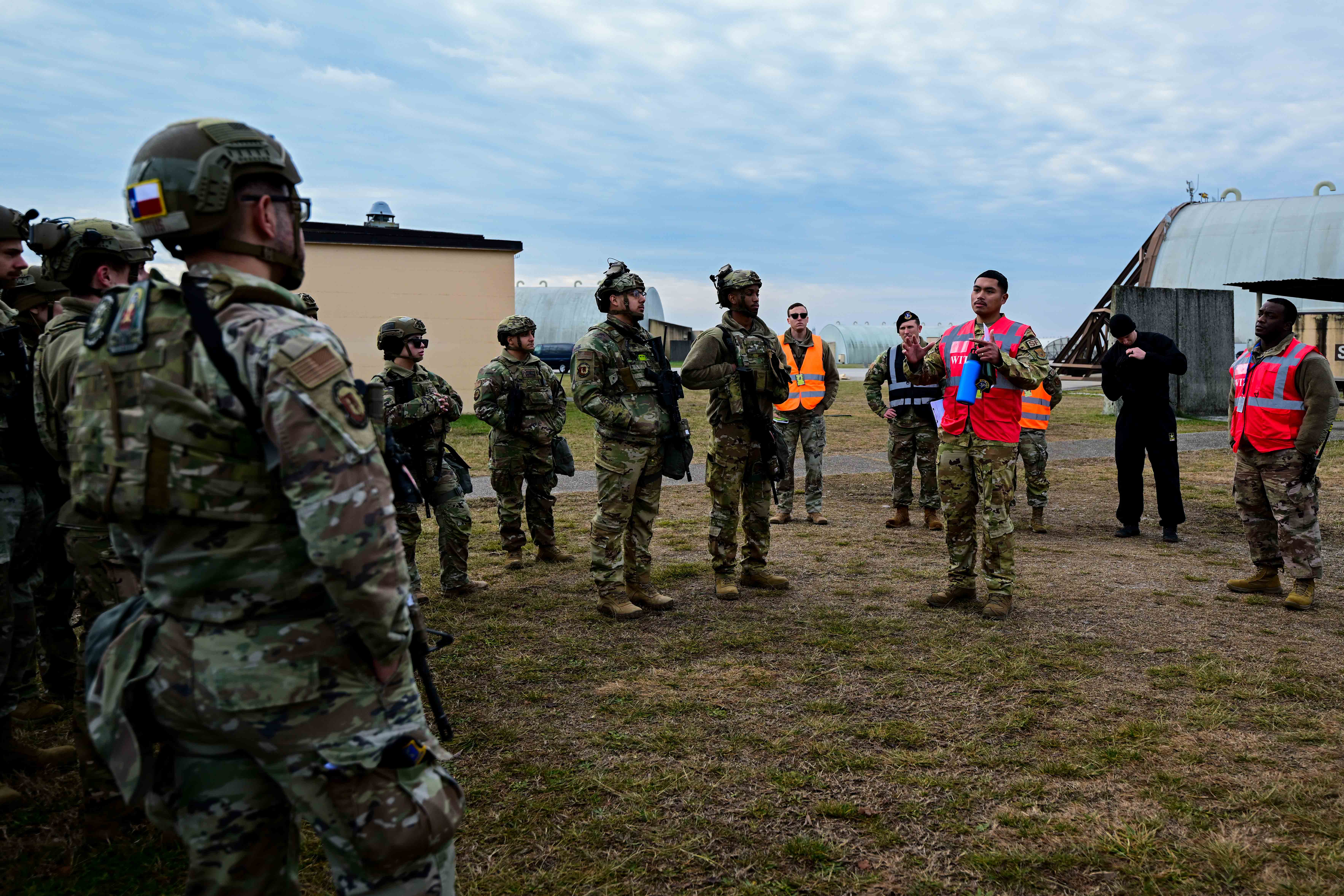 Exercise Fighting Wyvern: Simulated flight line attack > Aviano Air ...