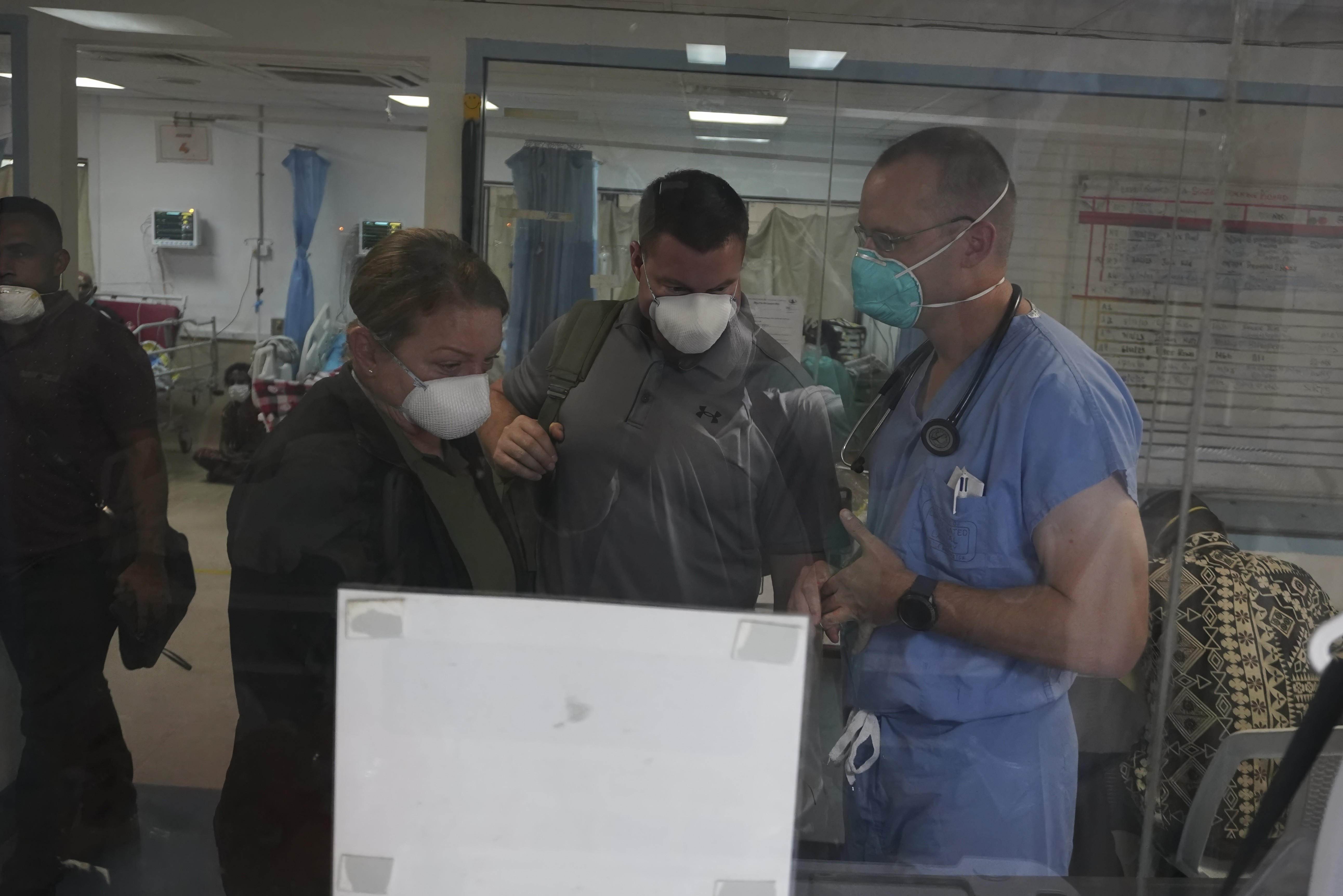 18th MEDCOM, POMGEN team for first ever PNG Trauma Rotation > U.S. Army ...