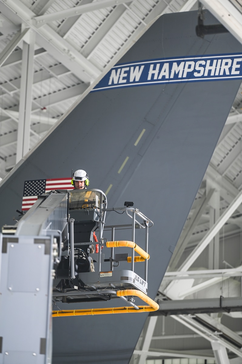 Pease Airmen Install First Flight Control Surface > 157th Air Refueling ...