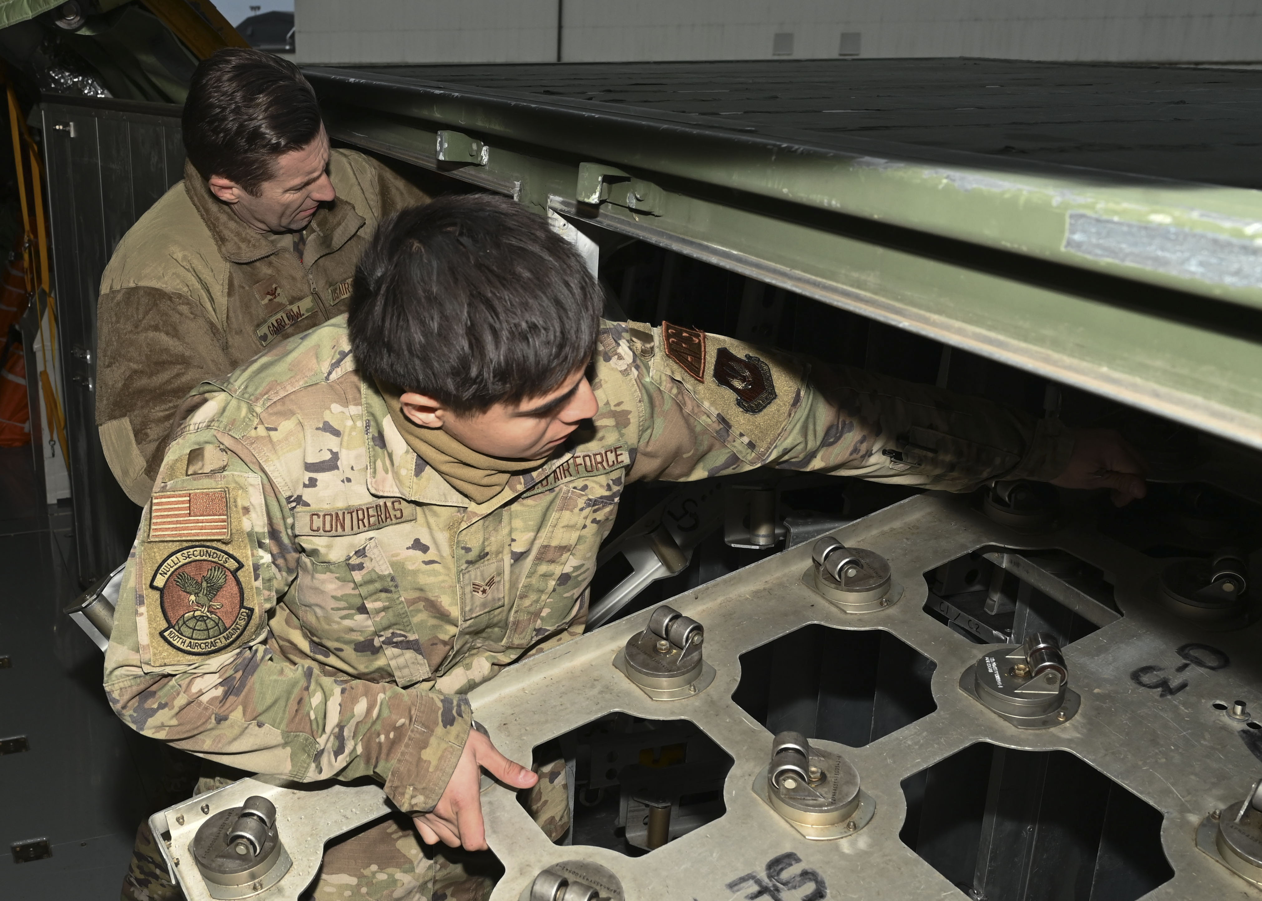 A Day in the Life of a crew chief > Royal Air Force Mildenhall > RAF ...