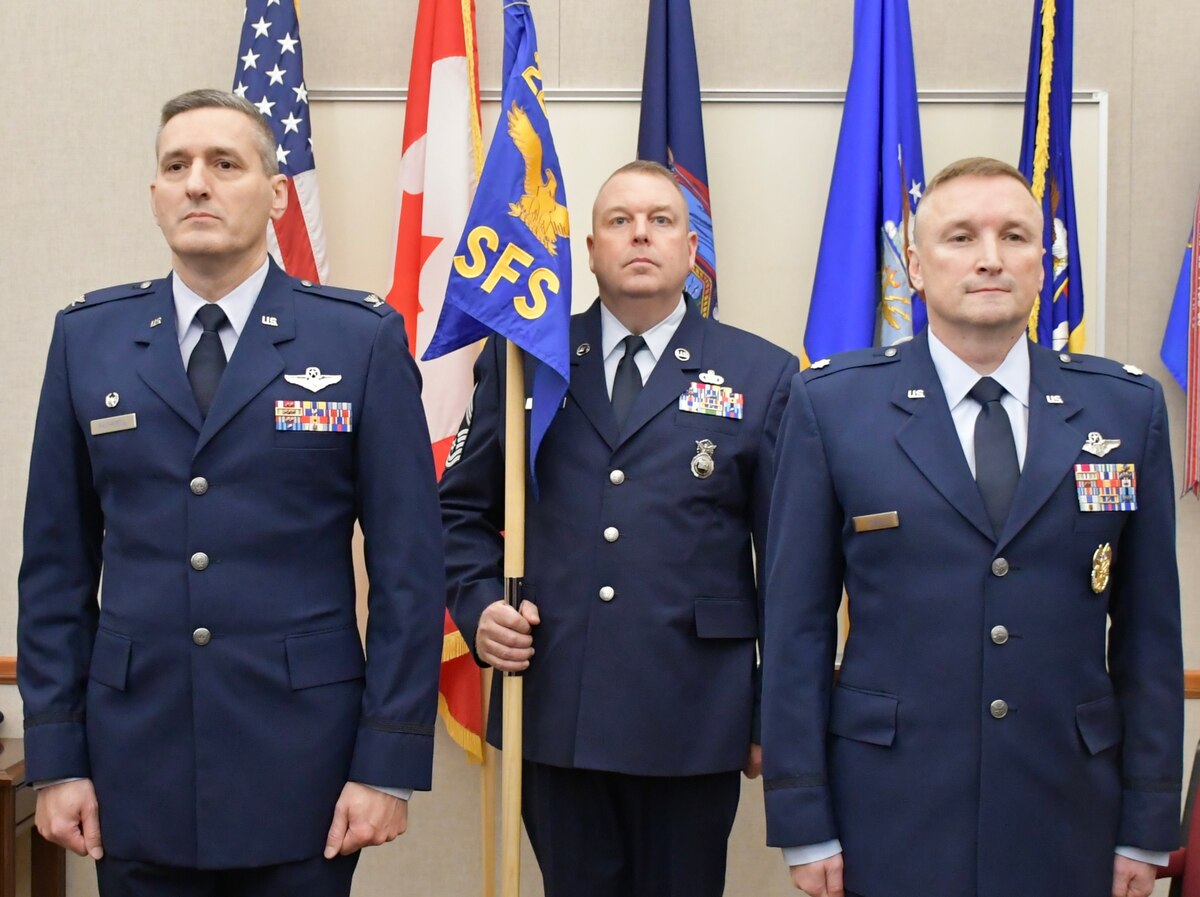 Kidd assumes command of new SF squadron > Eastern Air Defense Sector ...