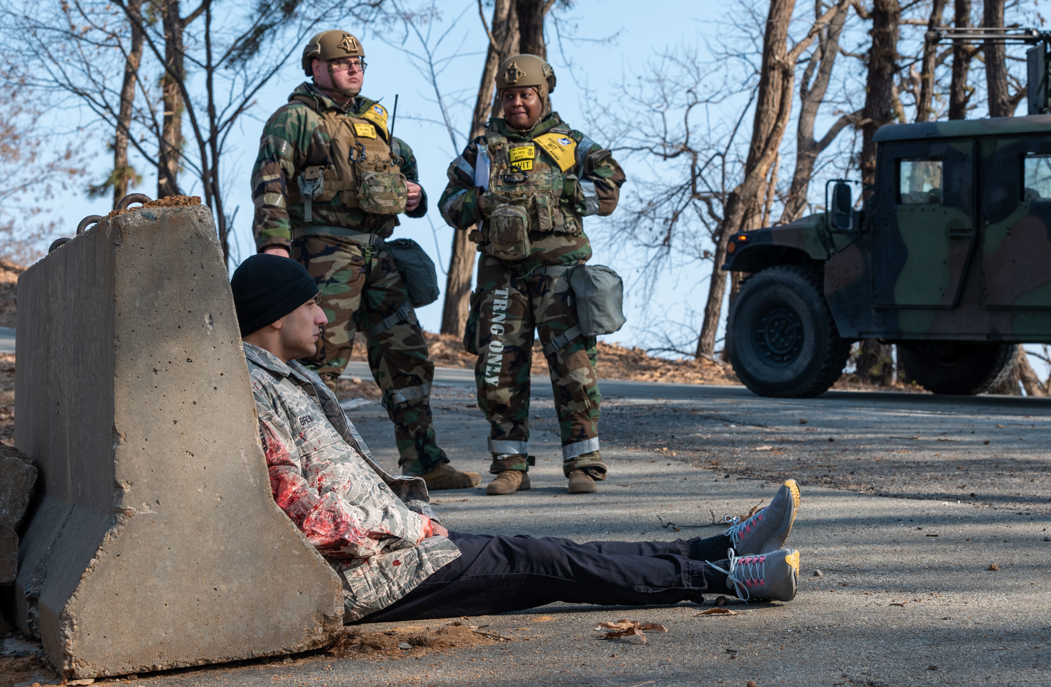 Defenders conduct civilian rescue in routine training > Osan Air Base ...