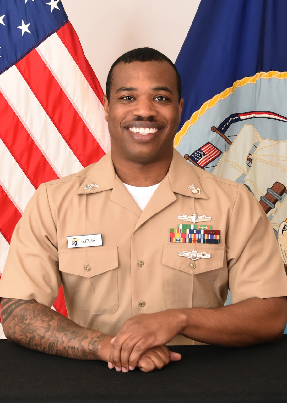 Navy Region Southeast Top Air Traffic Controller and Technician Named ...