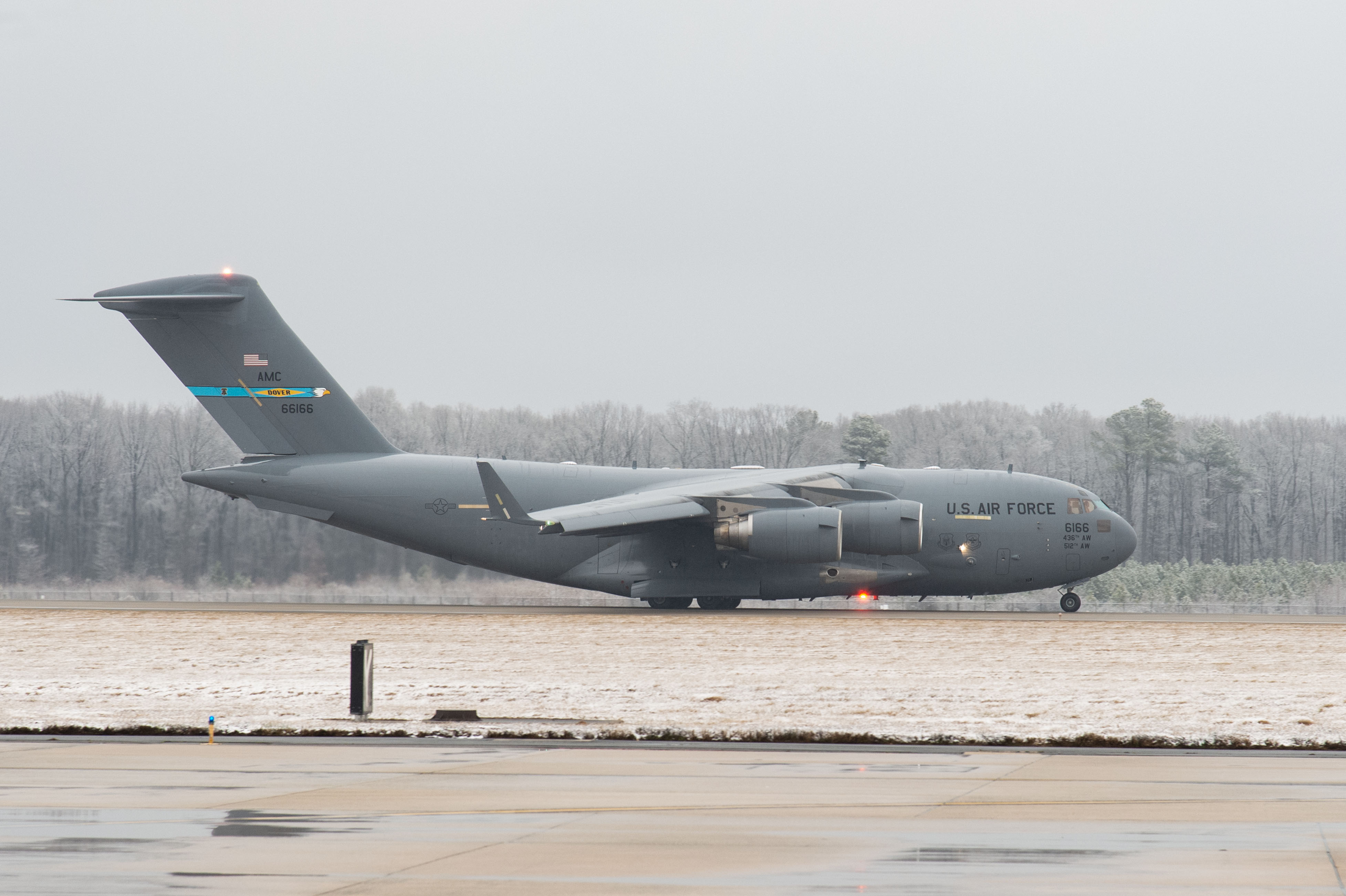 Just a trace: Dover AFB receives first snowfall of the season > Dover ...