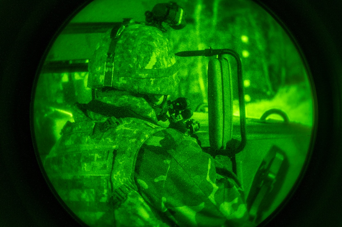 ROK, SF train to defend the base > 505th Command and Control Wing ...