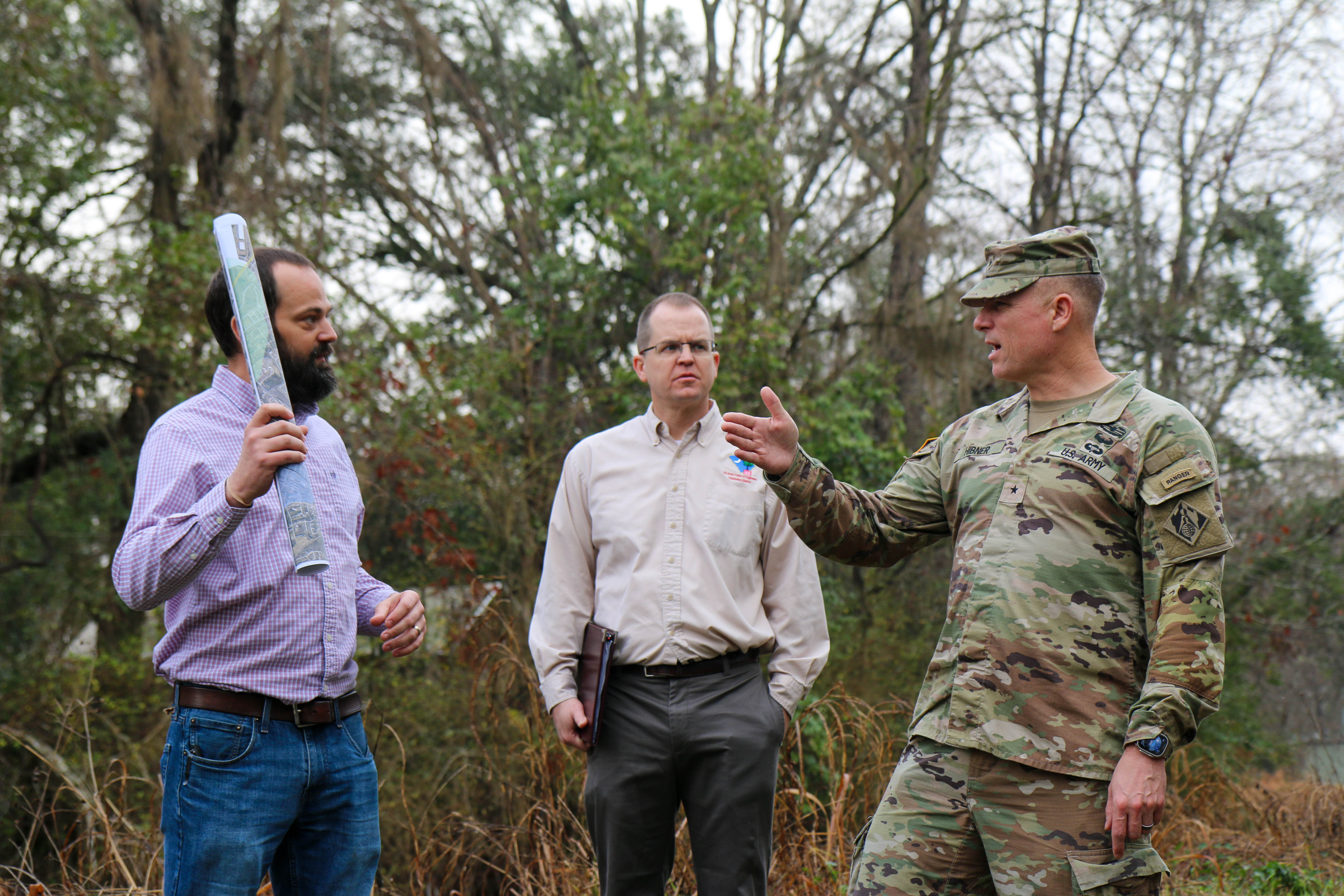 Brig. Gen. Hibner and Lt. Col. Johannes meet with members of Dor