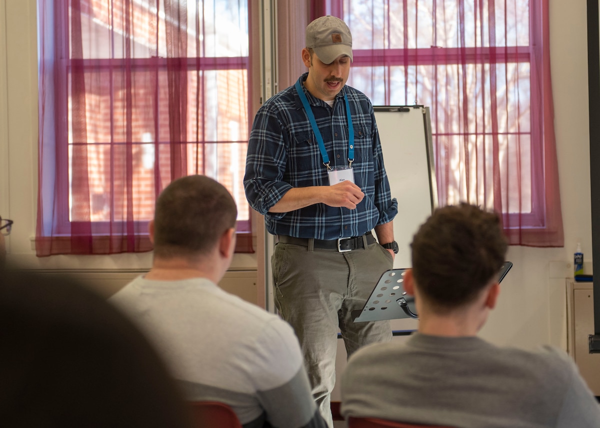 The 70th ISRW Chapel: The Spiritual Flight Resource > Sixteenth Air ...