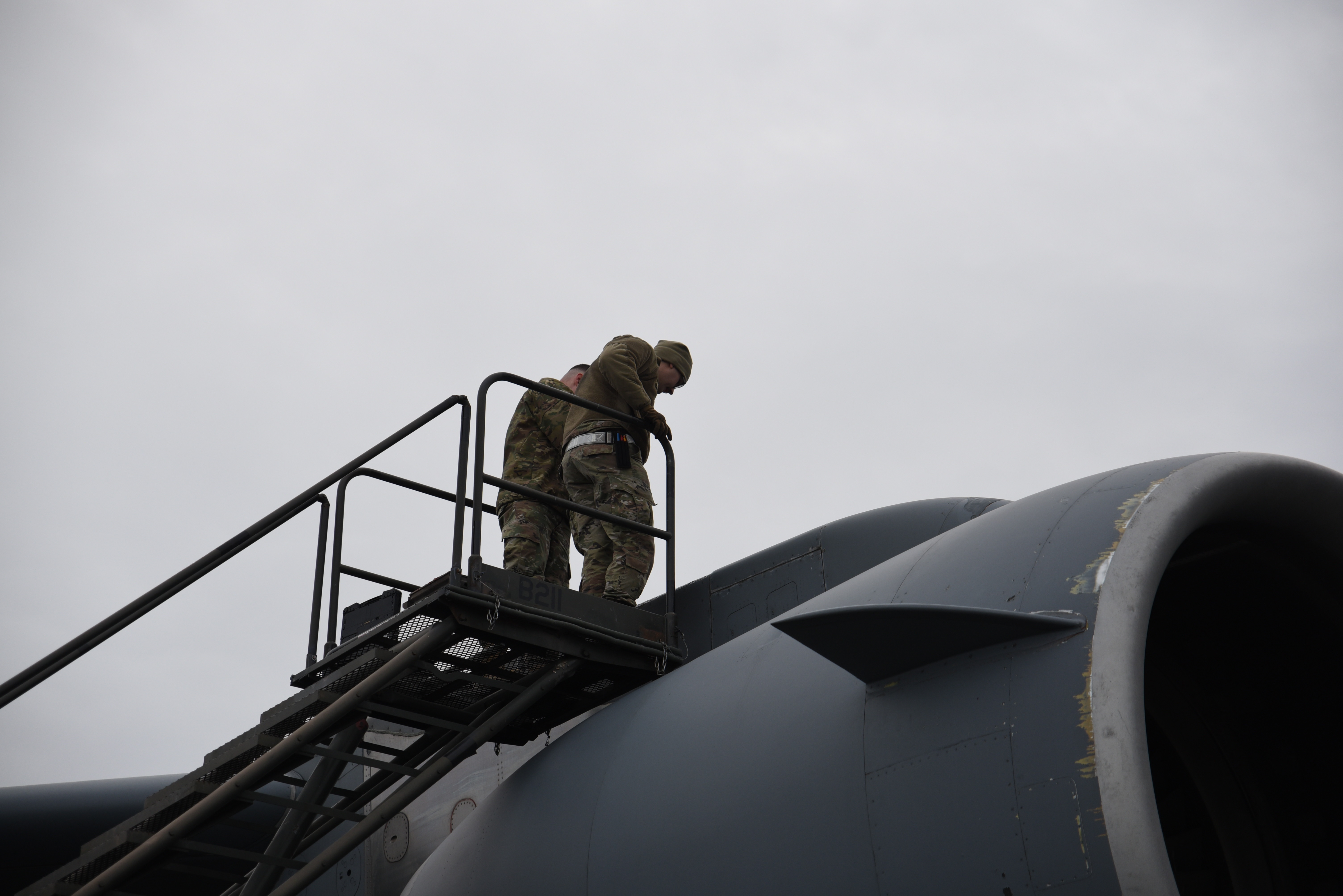62d AW electrical, environmental Airmen keep the Team McChord fleet ...