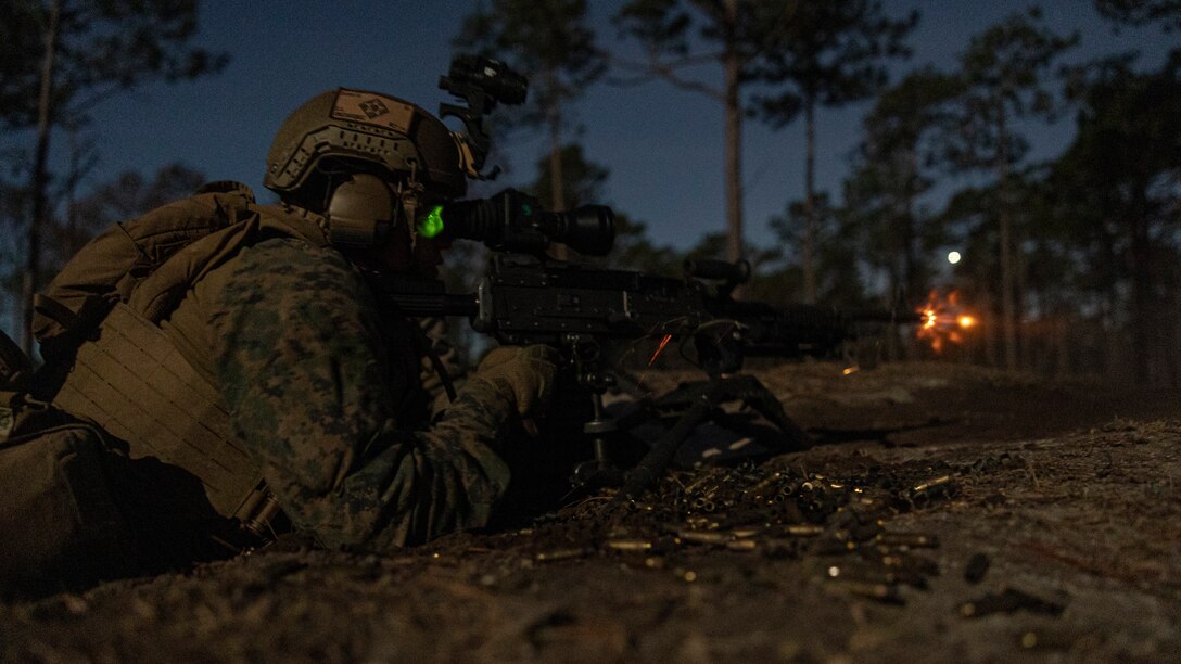 Day & Night: ‘Comanche’ Marines execute an amphibious raid