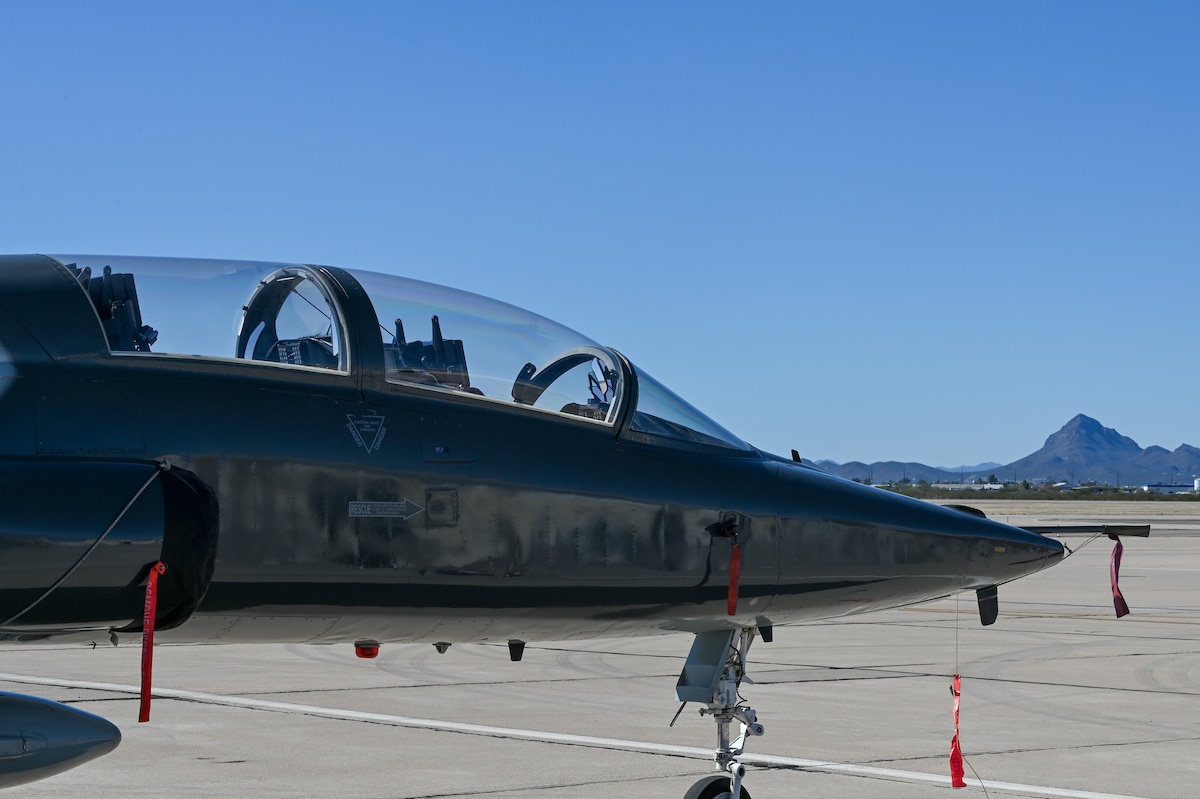 T-38 Talon on the Flightline > Davis-Monthan Air Force Base > Article View
