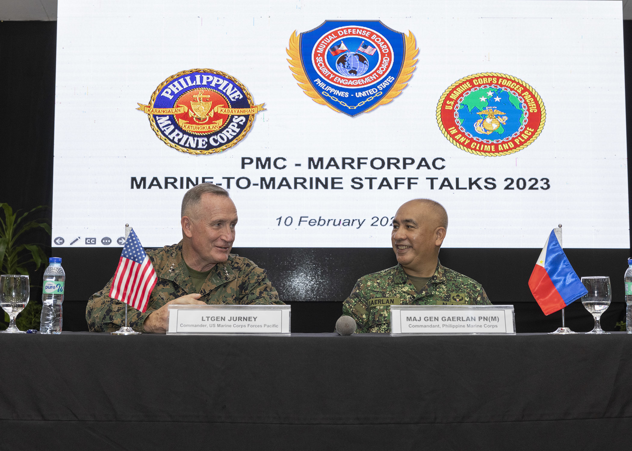 Strong Ties: U.S. and Philippine Marine Corps Leaders Discuss Way ...