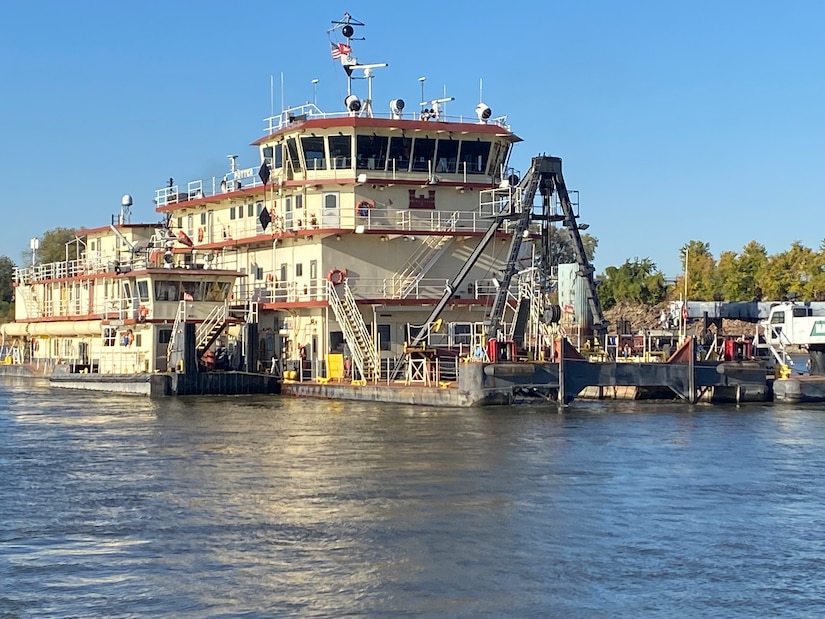 Record setting dredging season comes to an end > St. Louis District ...