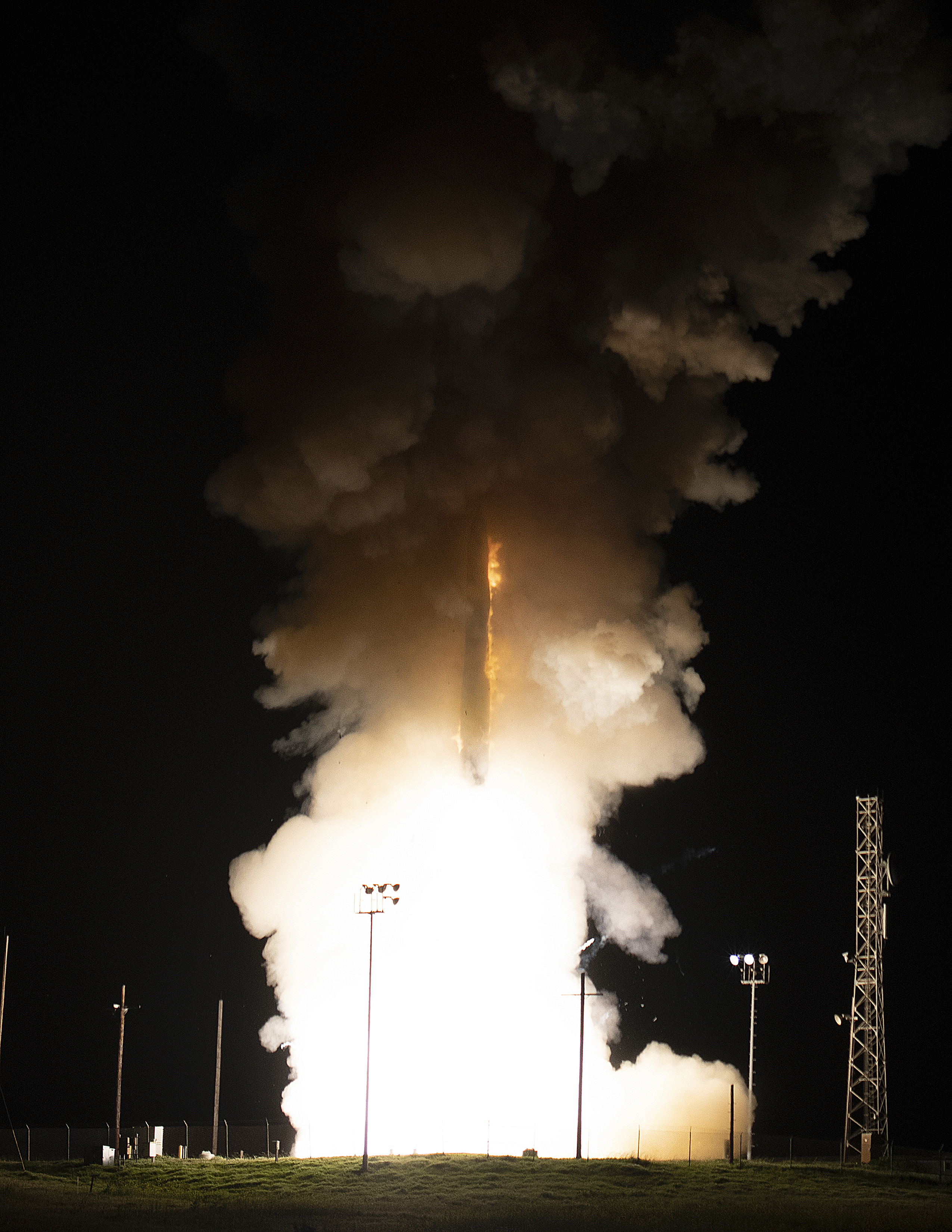 Minuteman III test launch showcases readiness of U.S. nuclear force's ...