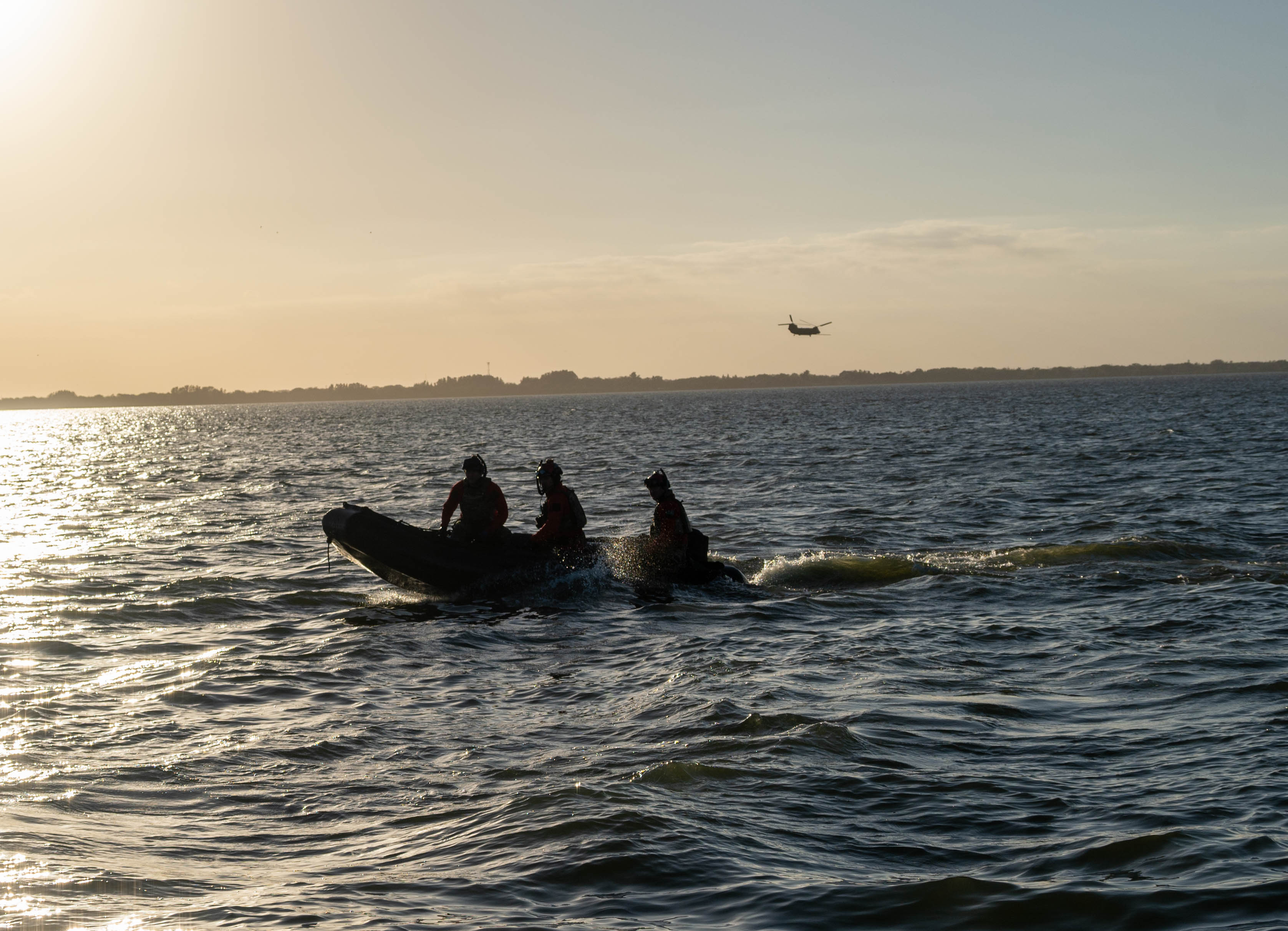 306th, 308th RQS pararescuemen conduct CSAR training alongside 5th ...