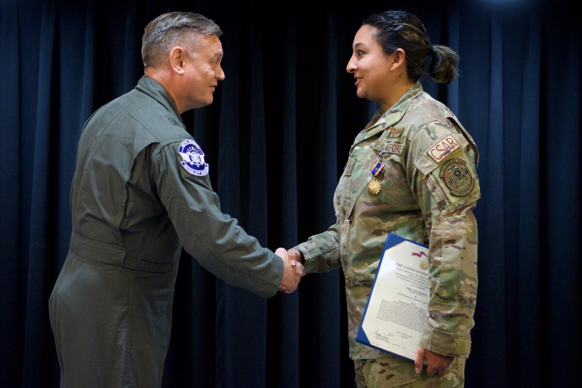 Arctic Guardians earn valor awards for actions during Al Asad ...