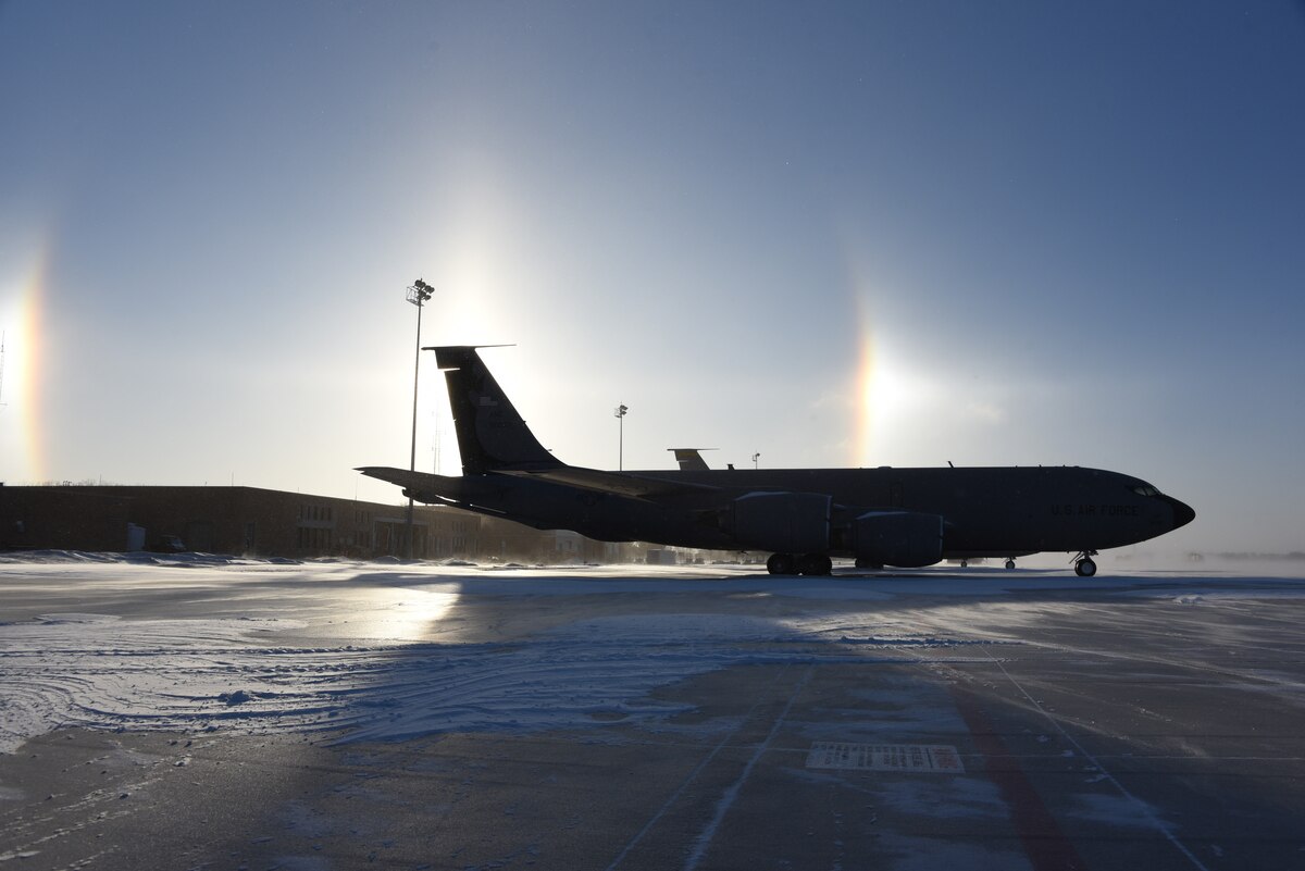 Sundog at sunrise > 185th Air Refueling Wing > Article Display