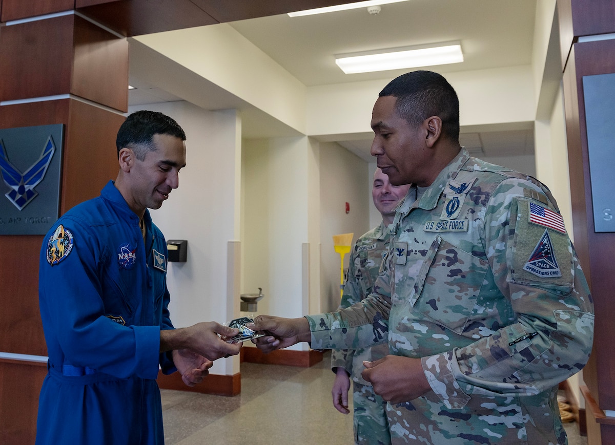 Raja Chari NASA Astronaut visits Team Buckley > Buckley Space Force ...