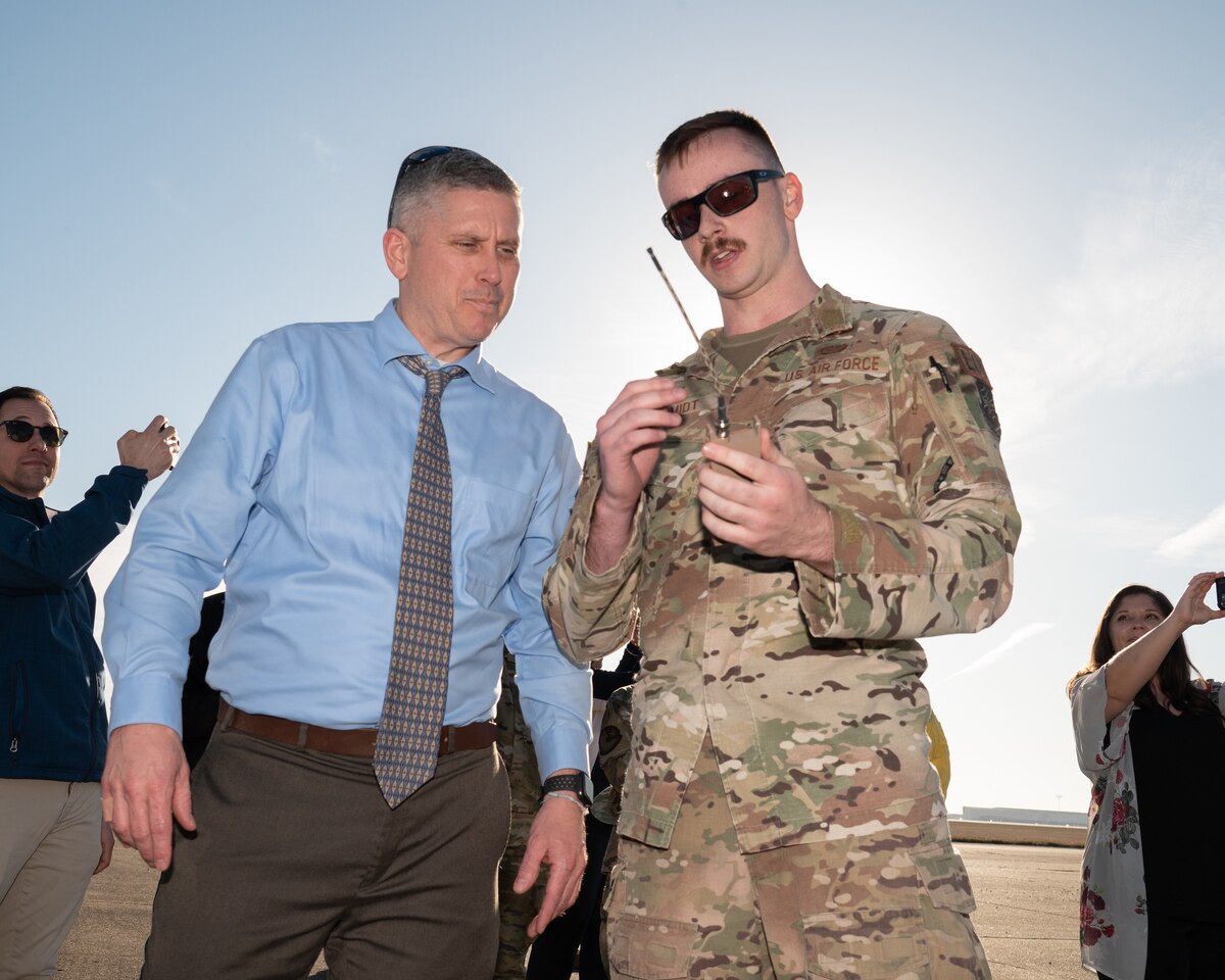 Honorary Commanders tour Mission Support Group > Dover Air Force Base ...