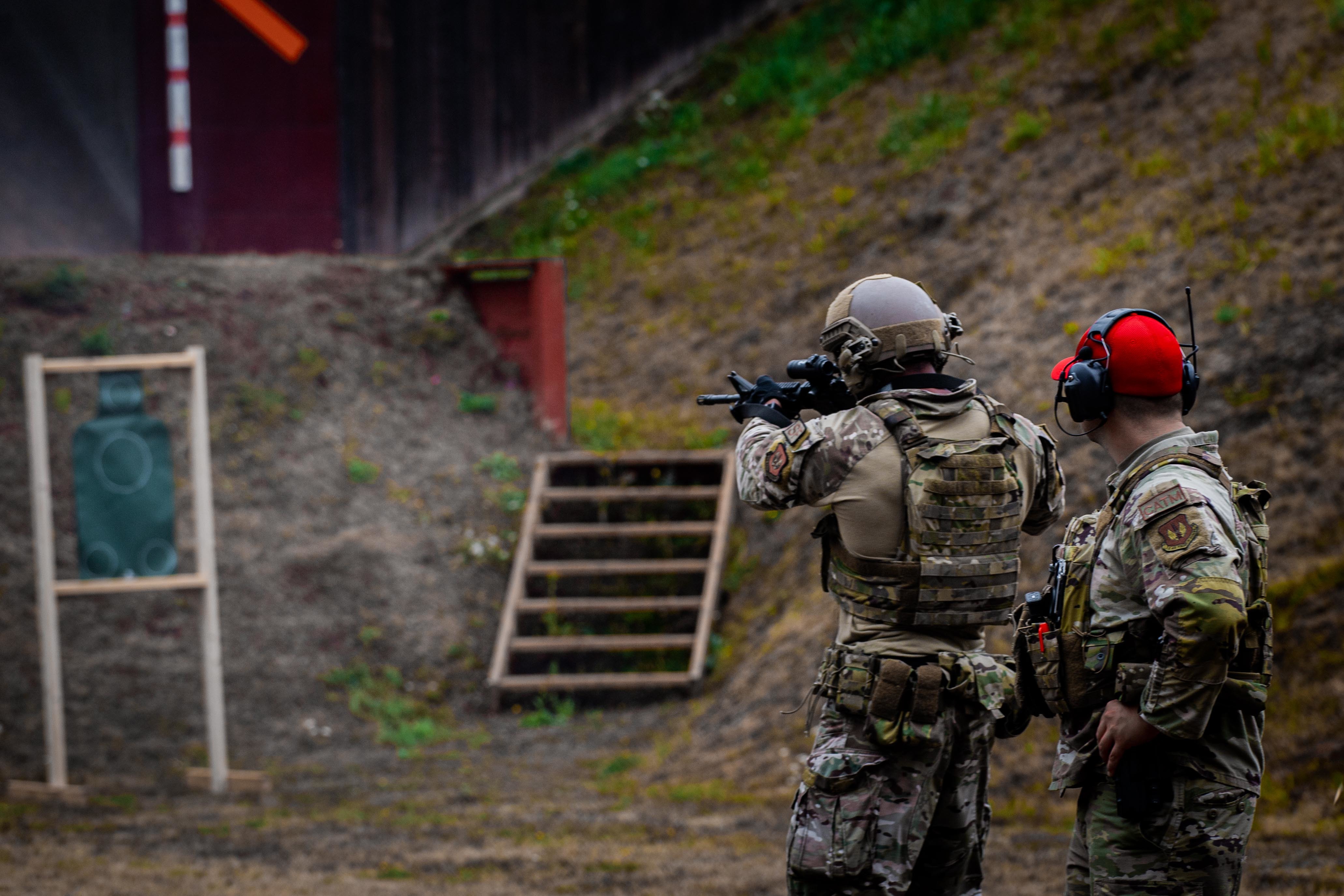 Defenders teaching defenders > Ramstein Air Base > Display