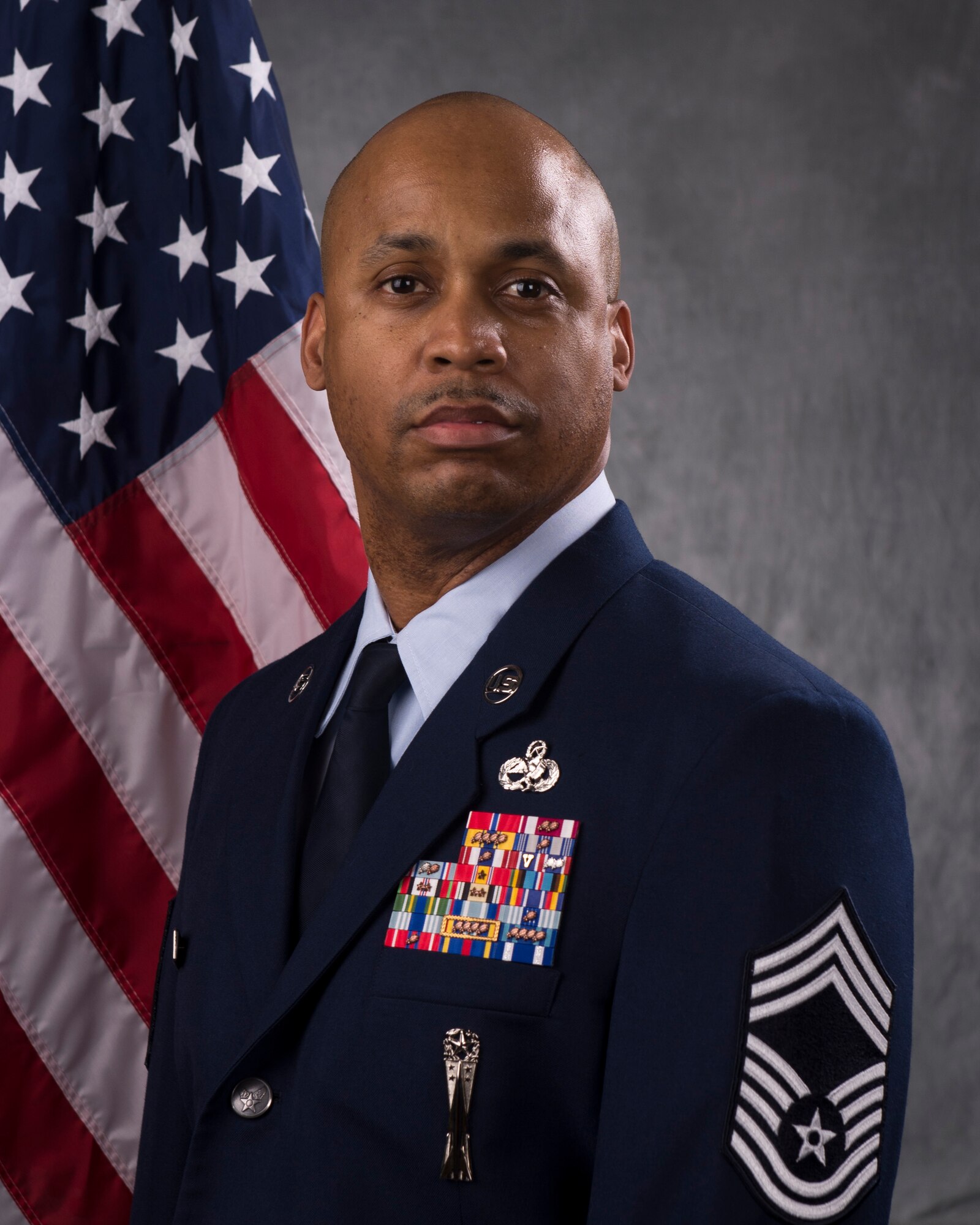 CHIEF MASTER SERGEANT MARQUES J. NEAL > Air Force Life Cycle Management ...