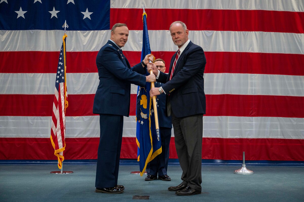 307th Bomb Wing inducts new honorary commander > 307th Bomb Wing ...