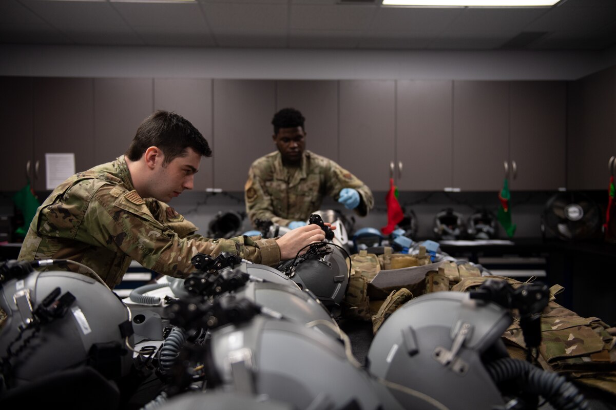 AFE Airmen inspect HGU-55/P helmets > Moody Air Force Base > Article ...