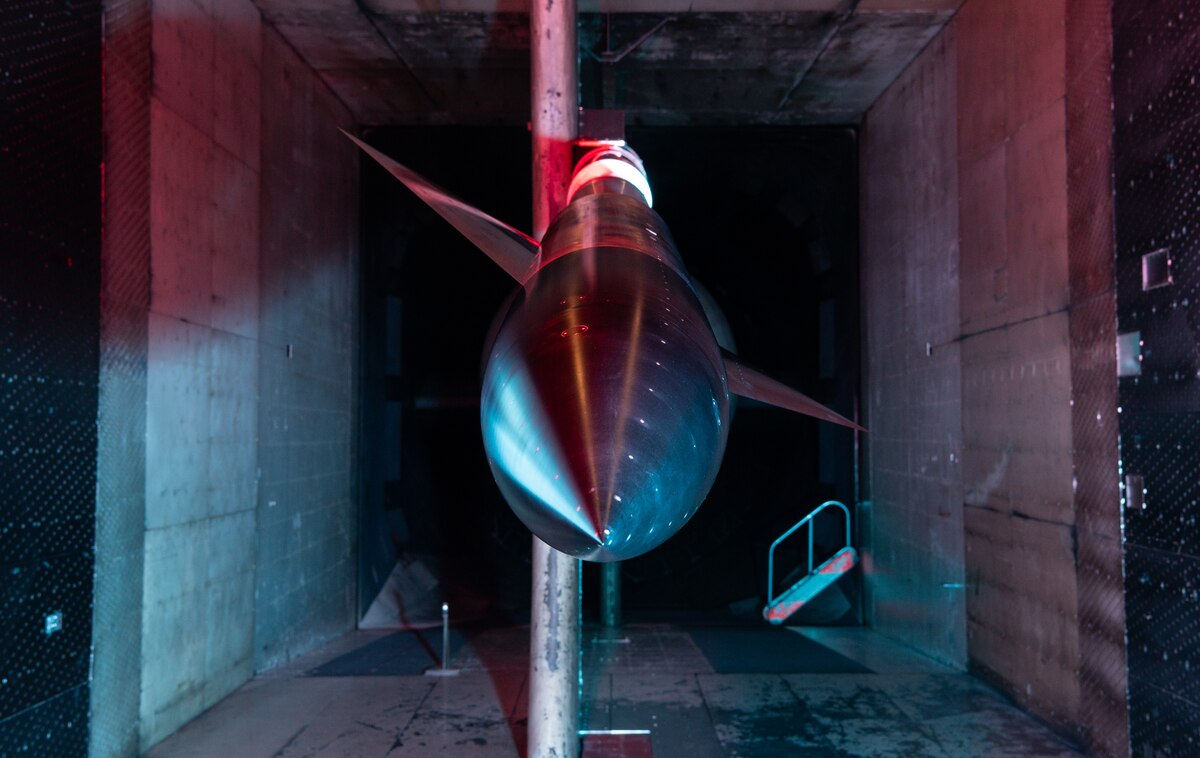 16-foot transonic wind tunnel tested with standard model > Arnold Air ...