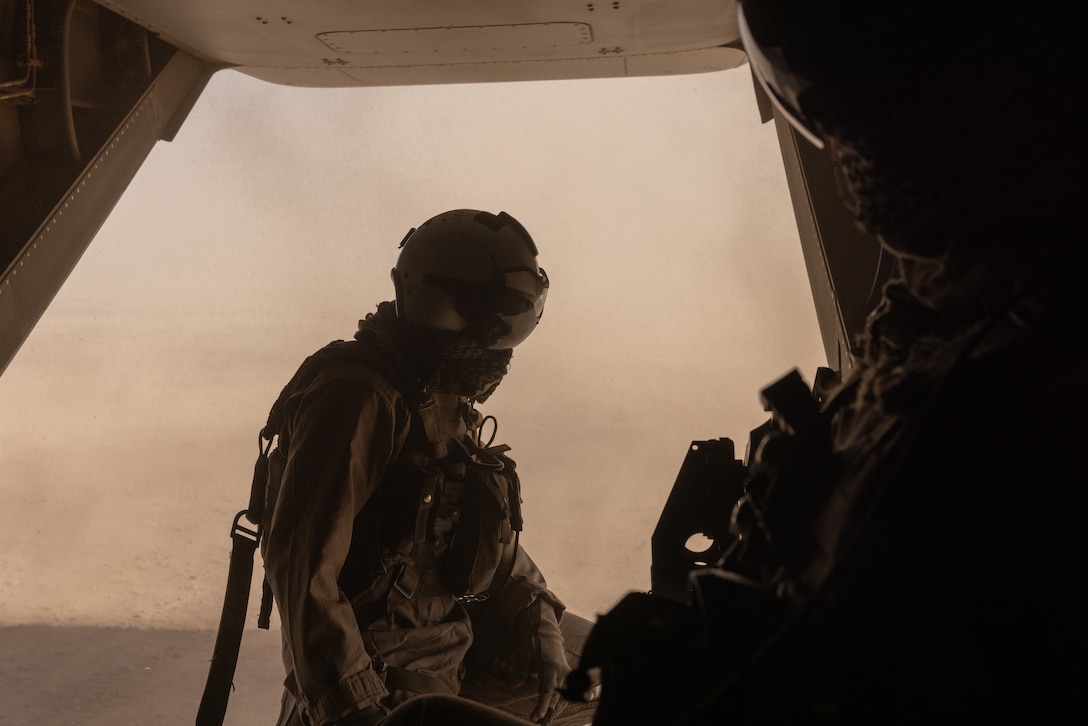 U.S. Marines conduct reduced-visibility landing training in desert