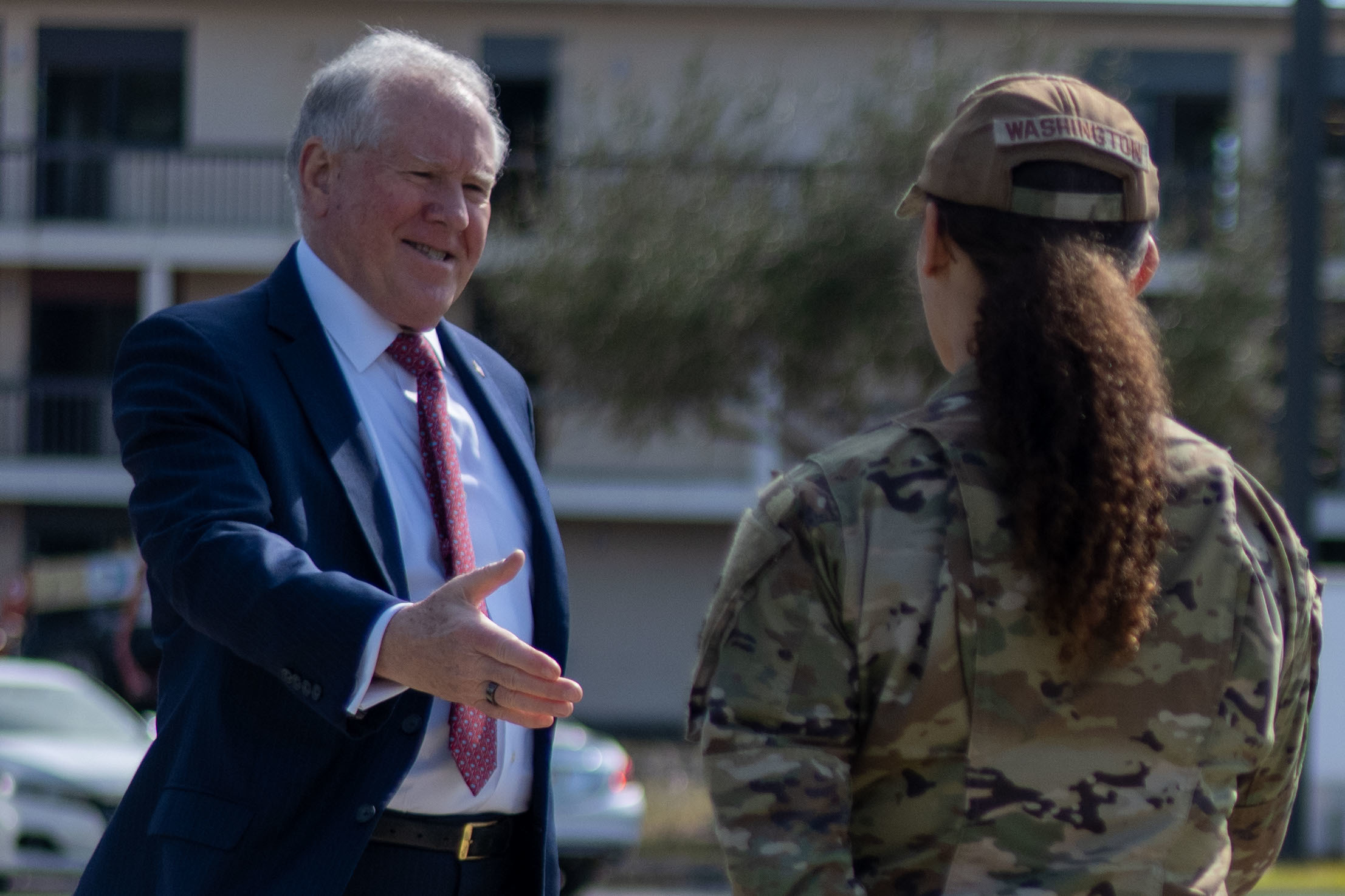 SECAF tours USCENTCOM, USSOCOM and the 6th ARW > MacDill Air Force Base ...