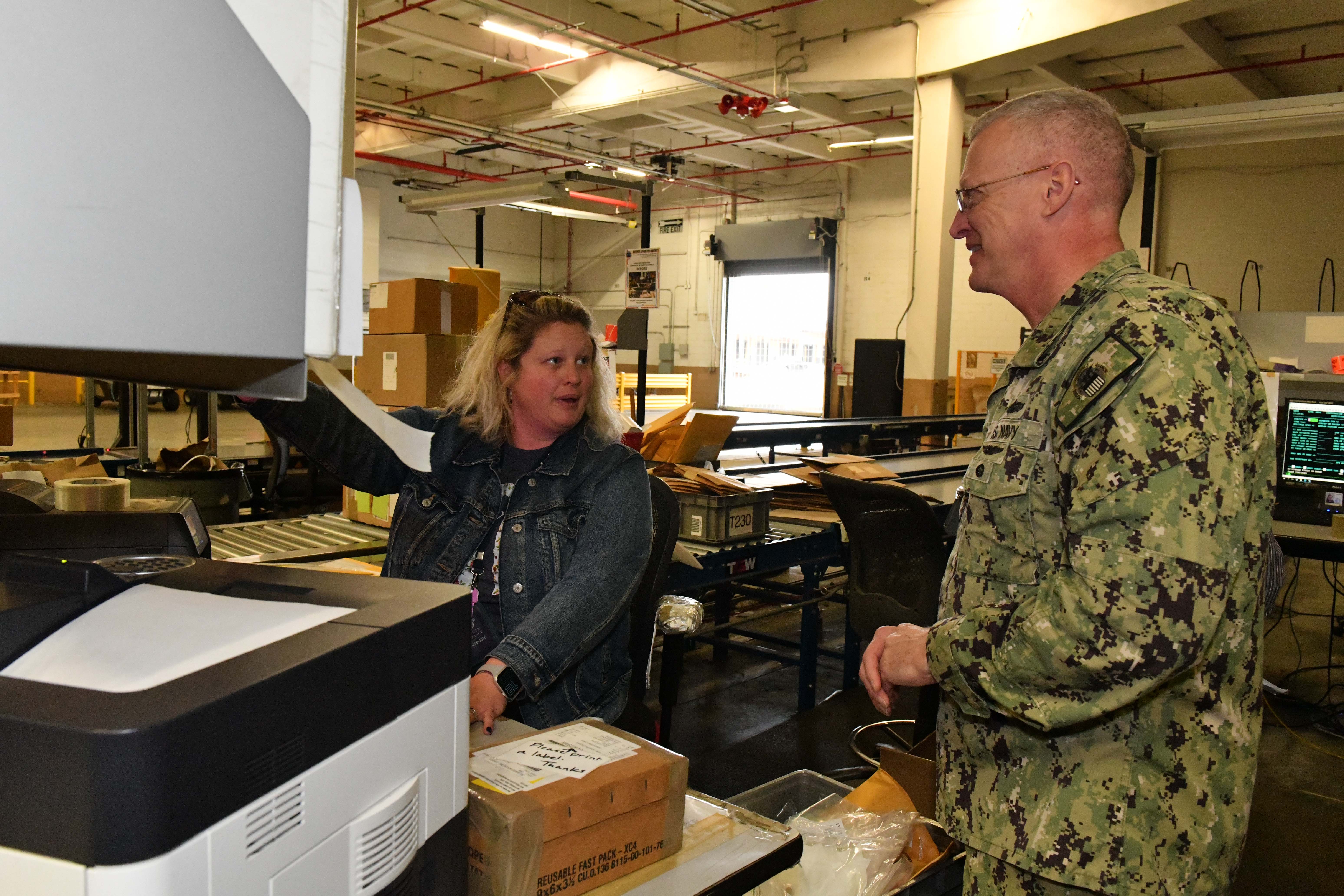 DLA Distribution commander visits DLA Distribution-Warner Robins ...