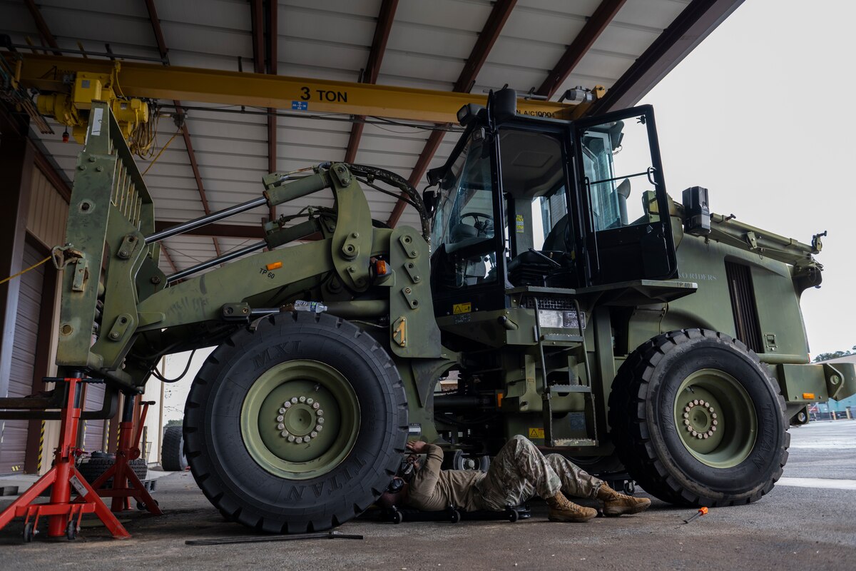 Vehicle maintenance keeps the wheels turning > Moody Air Force Base ...