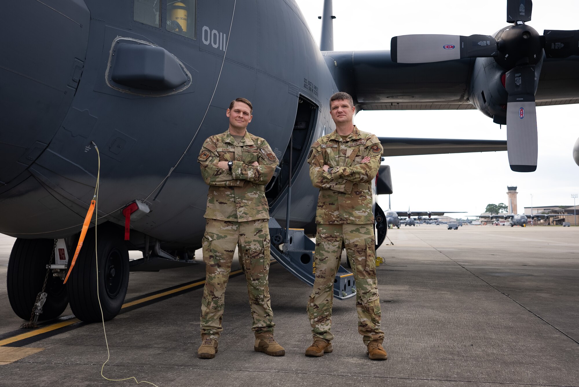 Flight engineers prove always ready, win AFRC safety award > 492d ...