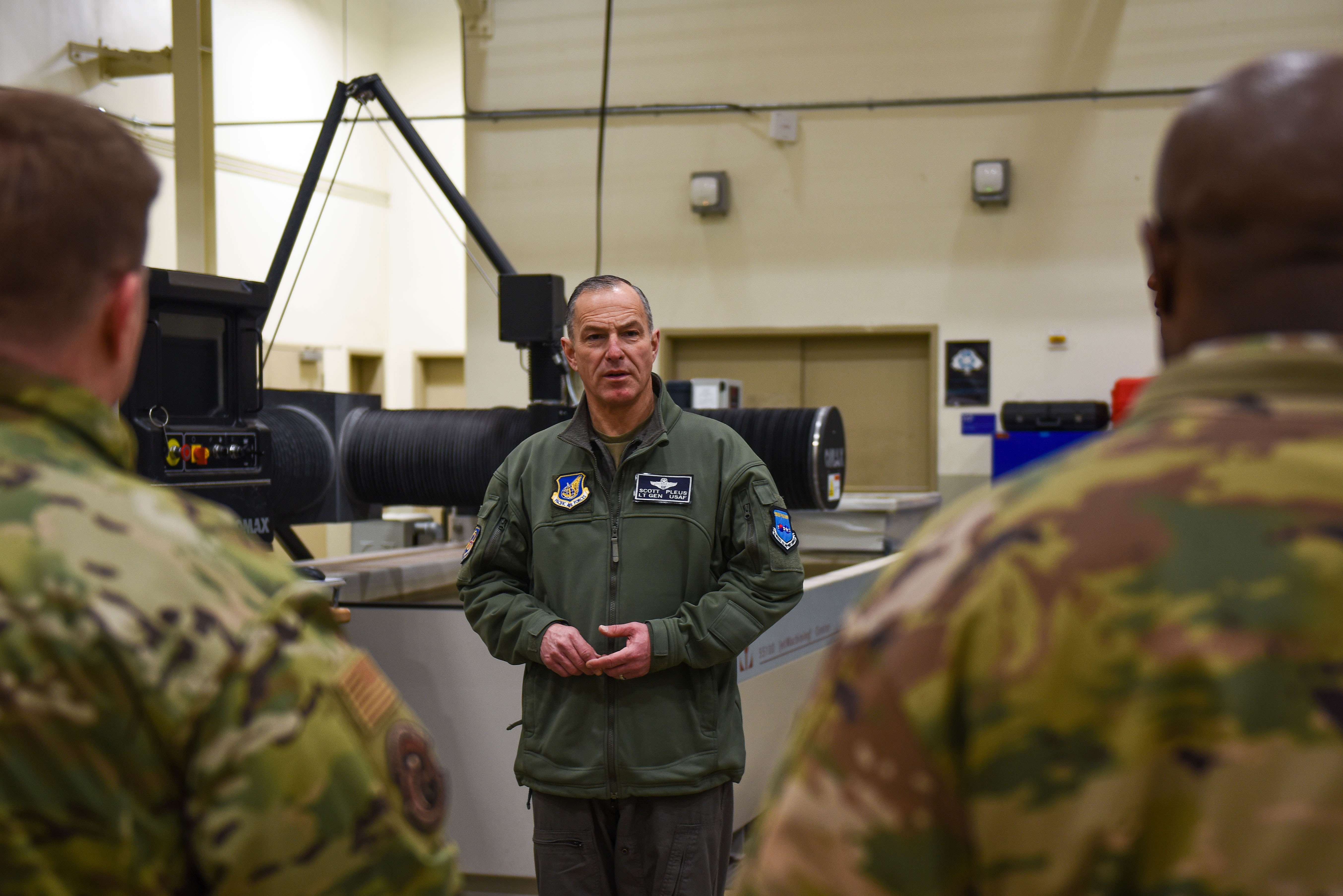 7th AF leaders visit Wolf Pack, support Airmen QoL > Kunsan Air Base ...