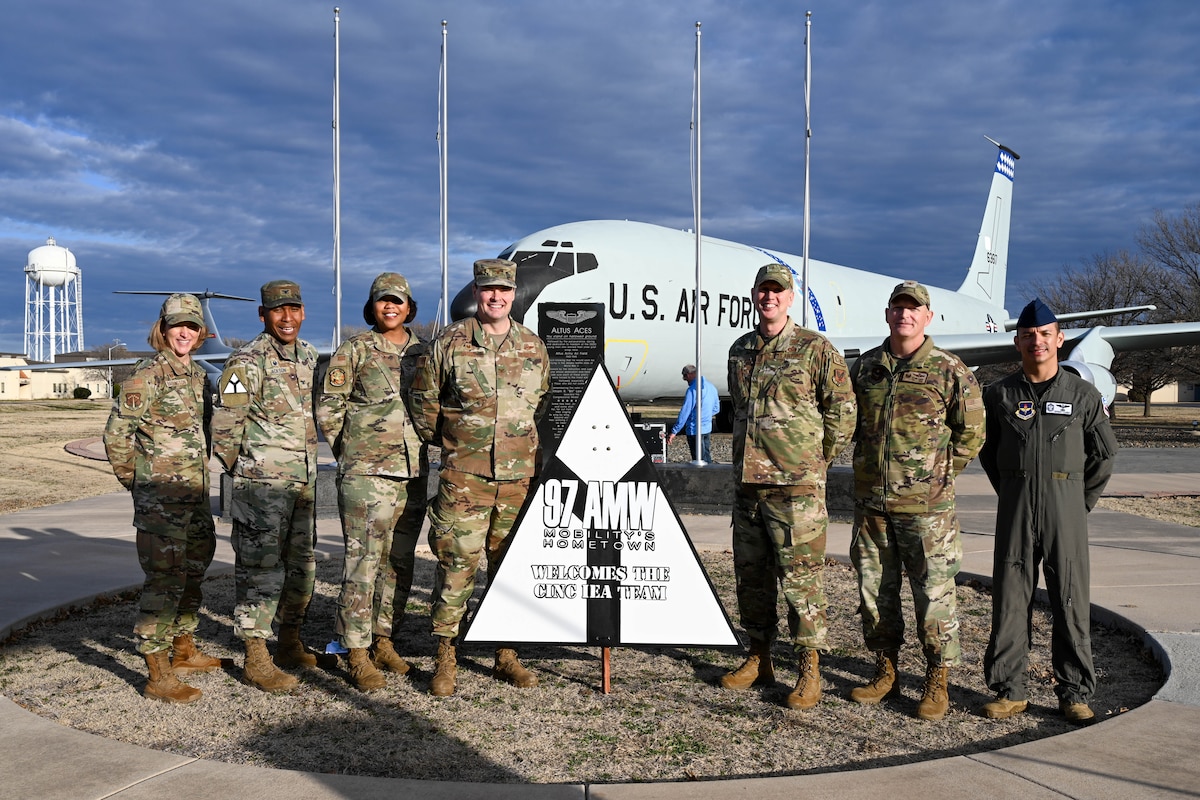 AAFB leaders showcase mission, Airmen to CINC IEA team > Altus Air ...