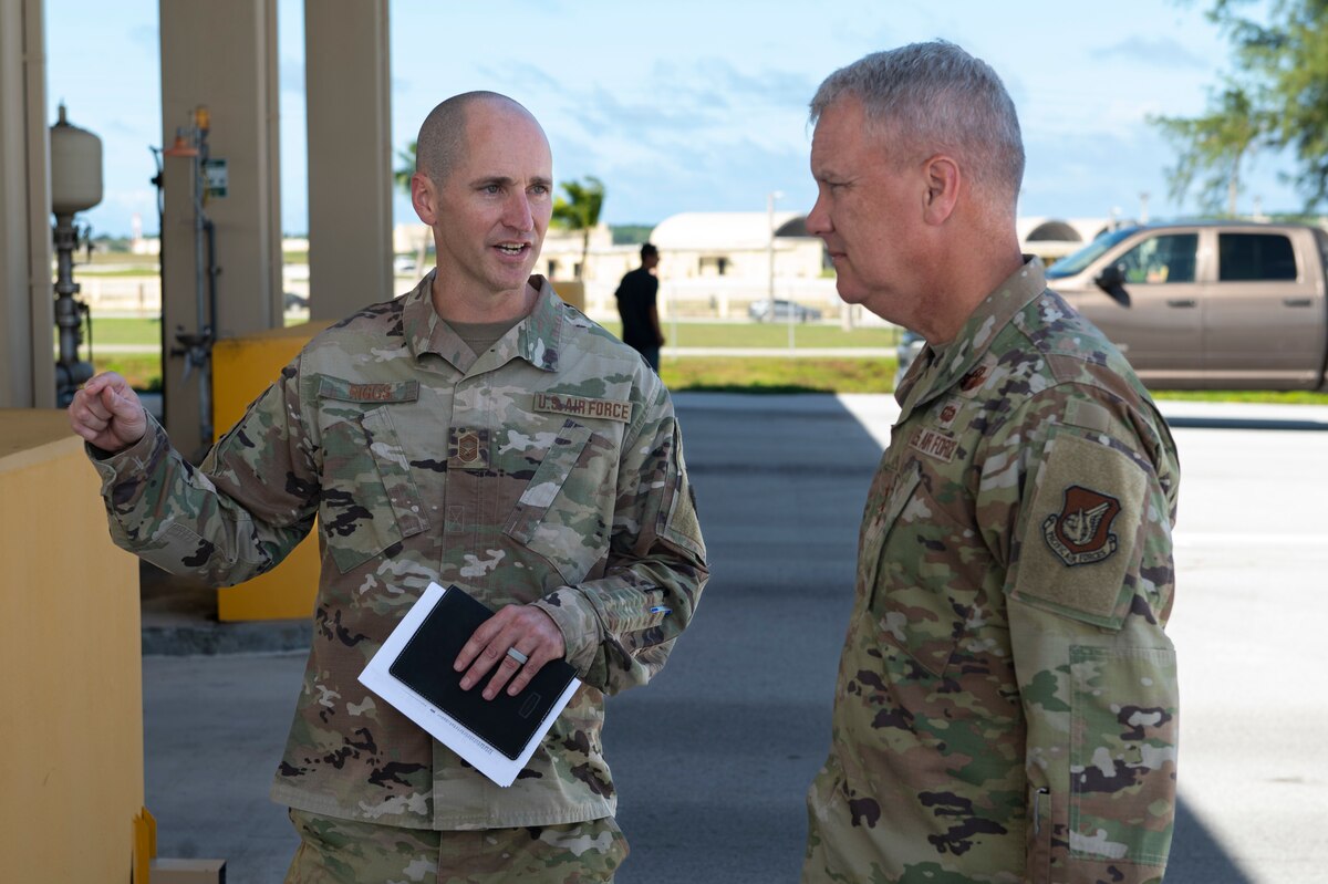 Lt. Gen. Jacobson visits Andersen AFB > Andersen Air Force Base > Features
