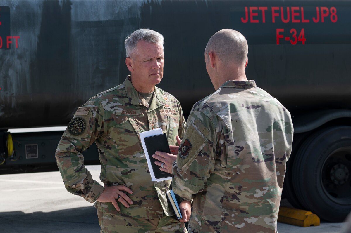 Lt. Gen. Jacobson visits Andersen AFB > Andersen Air Force Base > Features