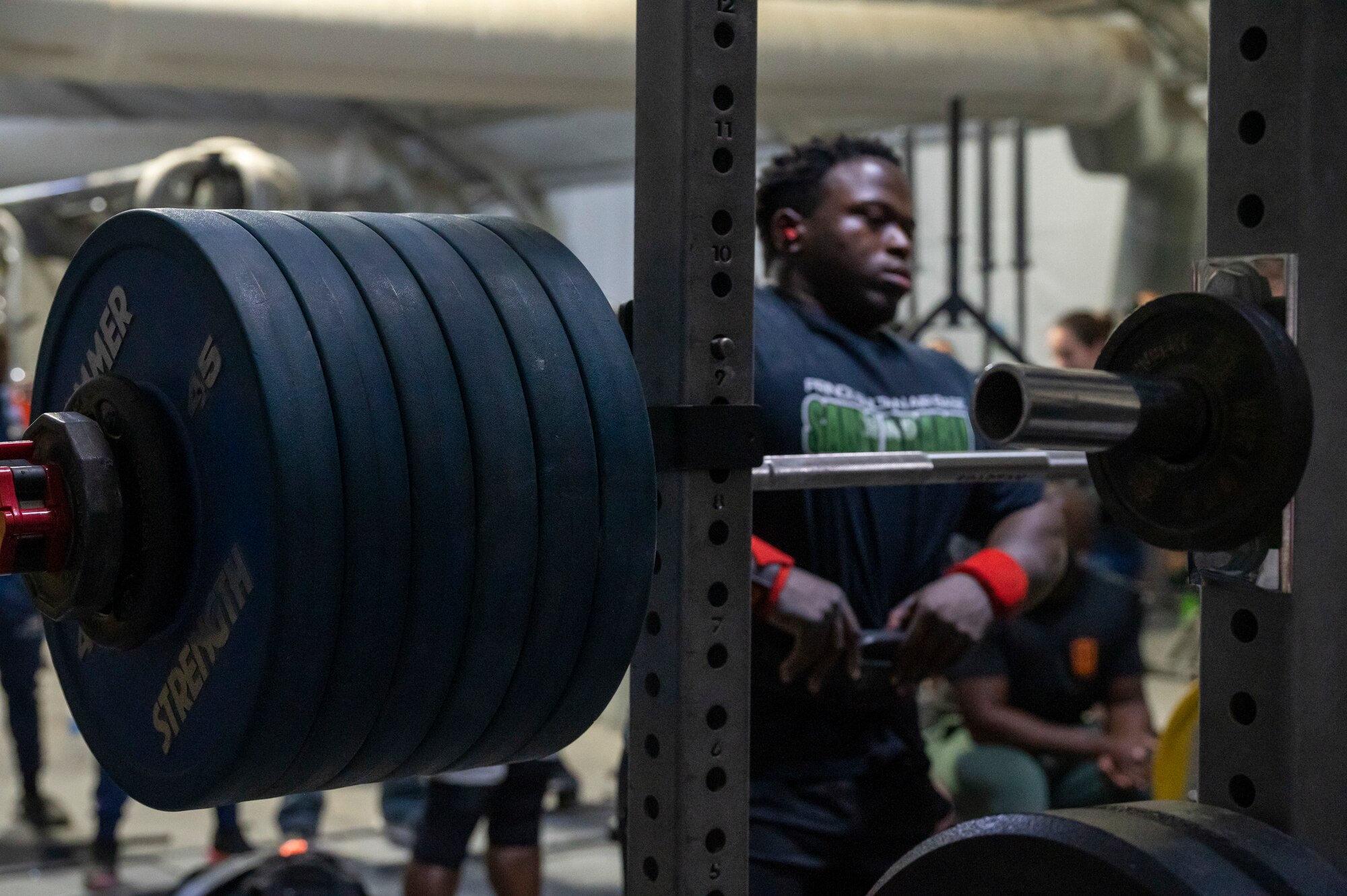 Team PSAB gives 'max effort' during squat challenge event > U.S. Air ...