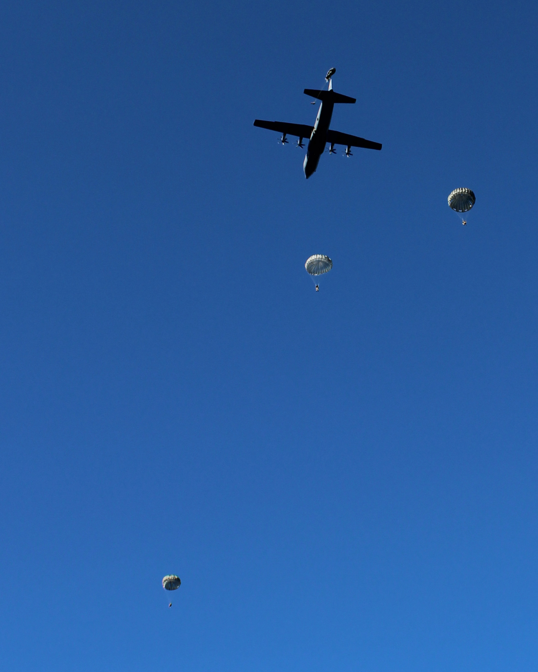 Joint training in the skies over Westover > Westover Air Reserve Base ...