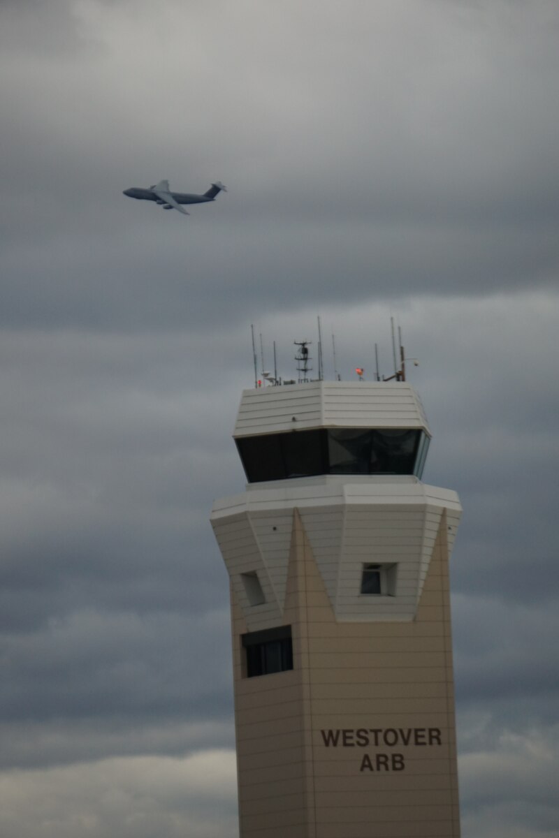 Col. Janik makes a final splash at Westover > Westover Air Reserve Base ...