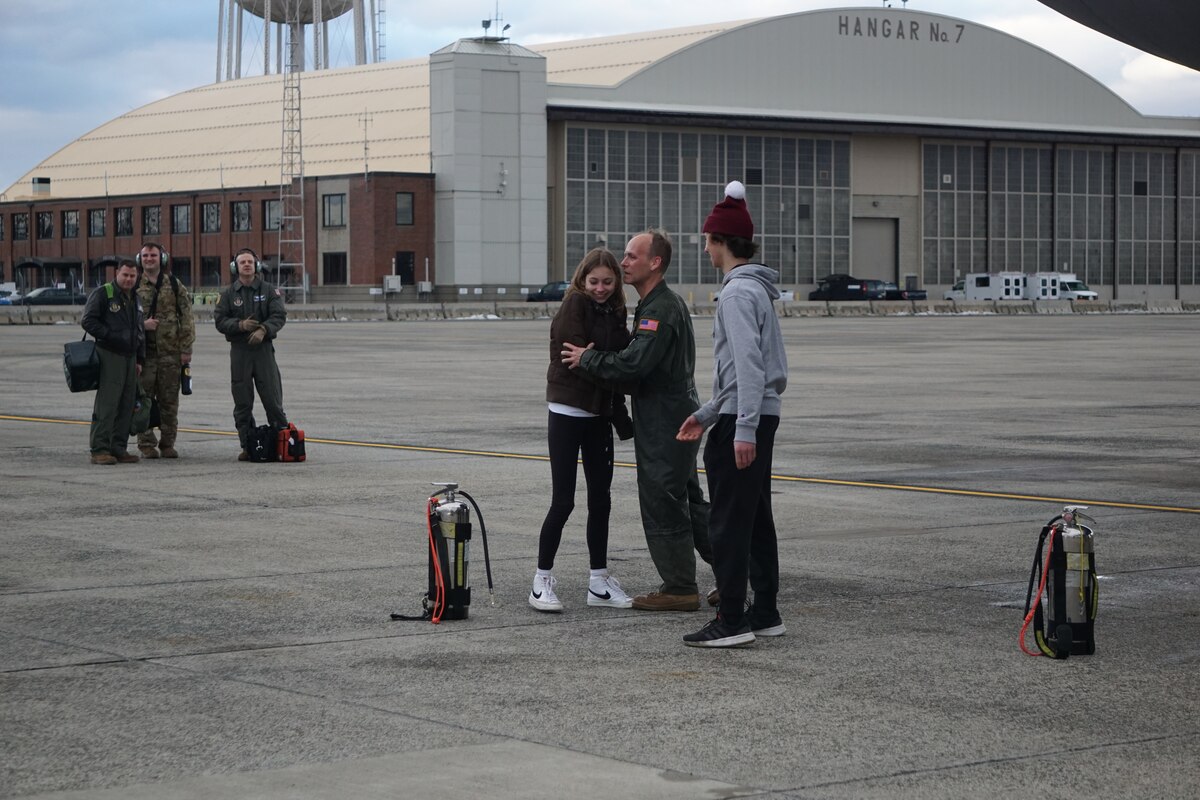 Col. Janik makes a final splash at Westover > Westover Air Reserve Base ...