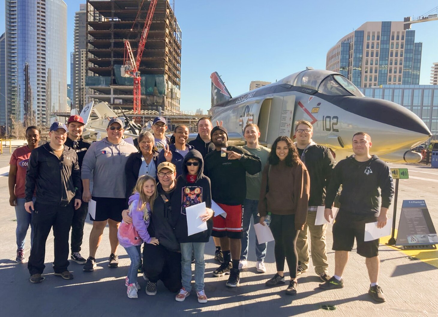 Volunteer Effort Helps Instill Navy Pride in IWTC San Diego Sailors ...