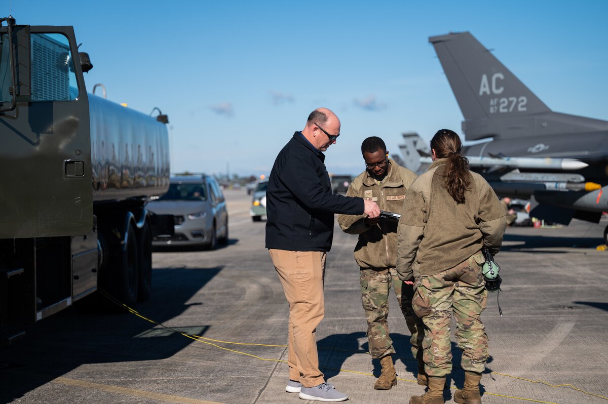 POL brings a new way to pay > Tyndall Air Force Base > Article Display