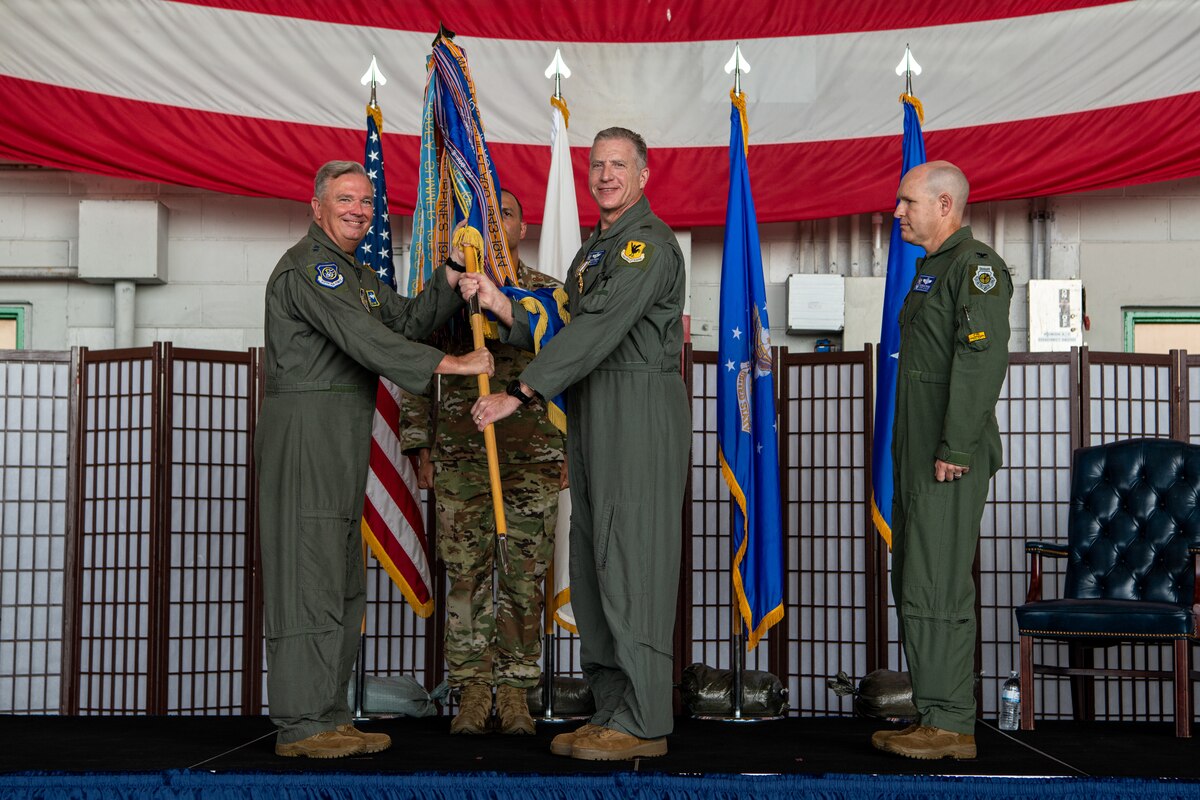 18th Wing changes command > 5th Air Force > Article Display