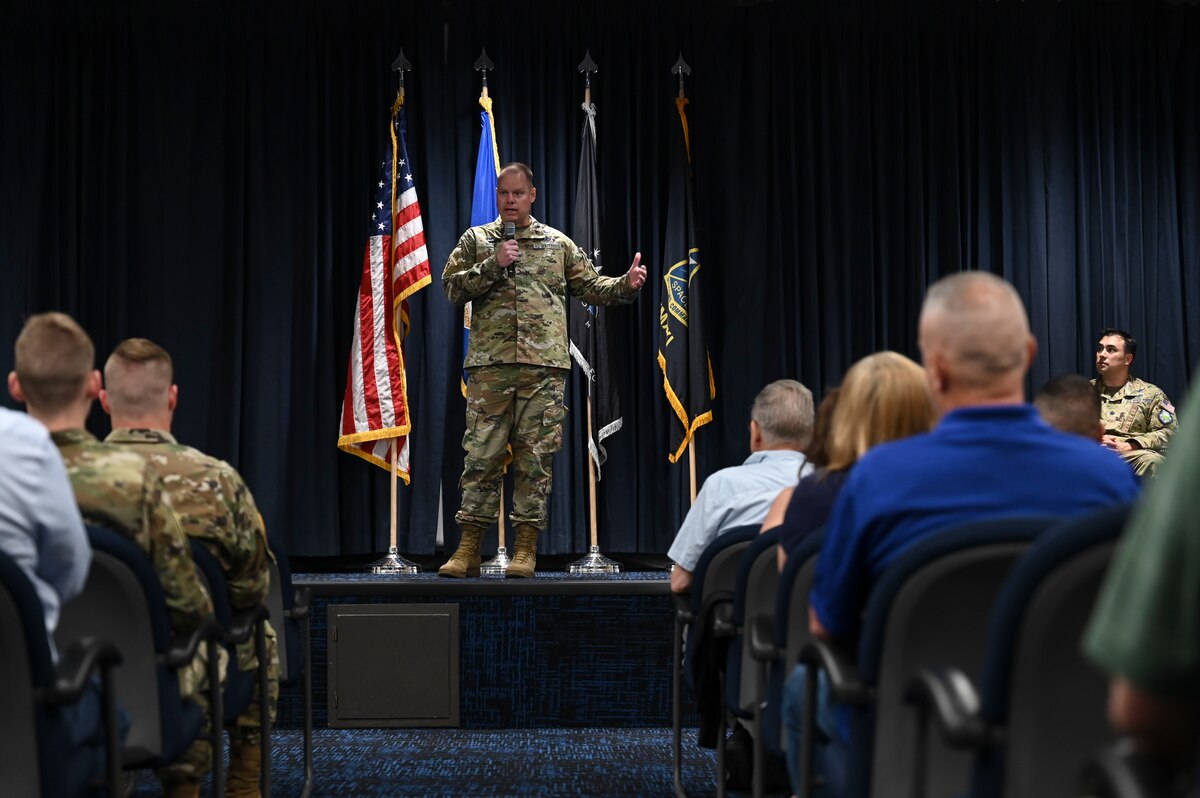 DOD STP welcomes new director > Kirtland Air Force Base > Article Display