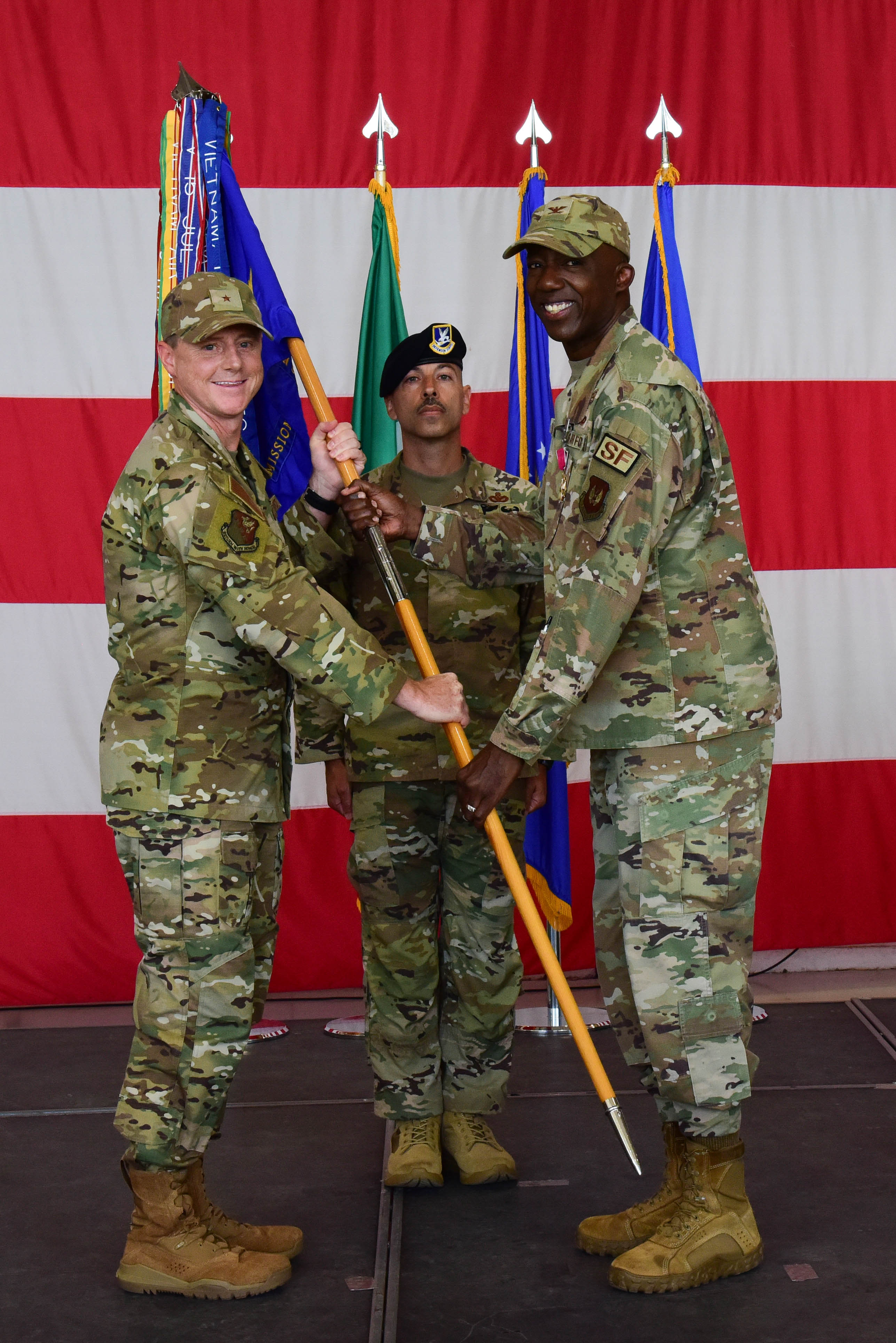 31 MSG Change of Command > Aviano Air Base > Display
